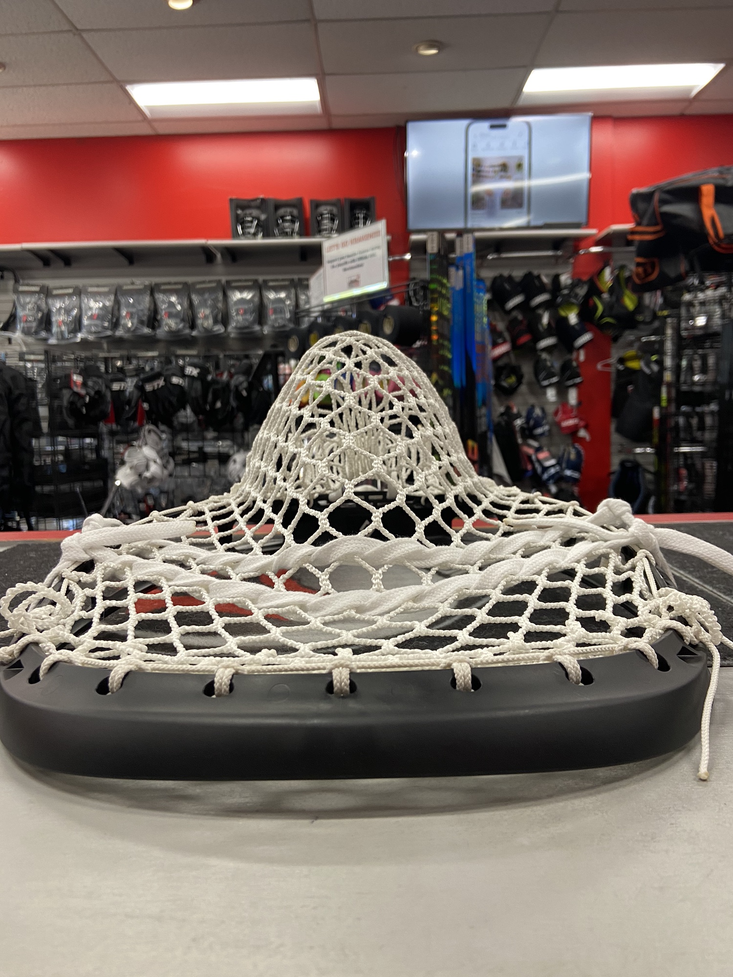 New Strung StringKing Mark 2G Goalie Head | SidelineSwap