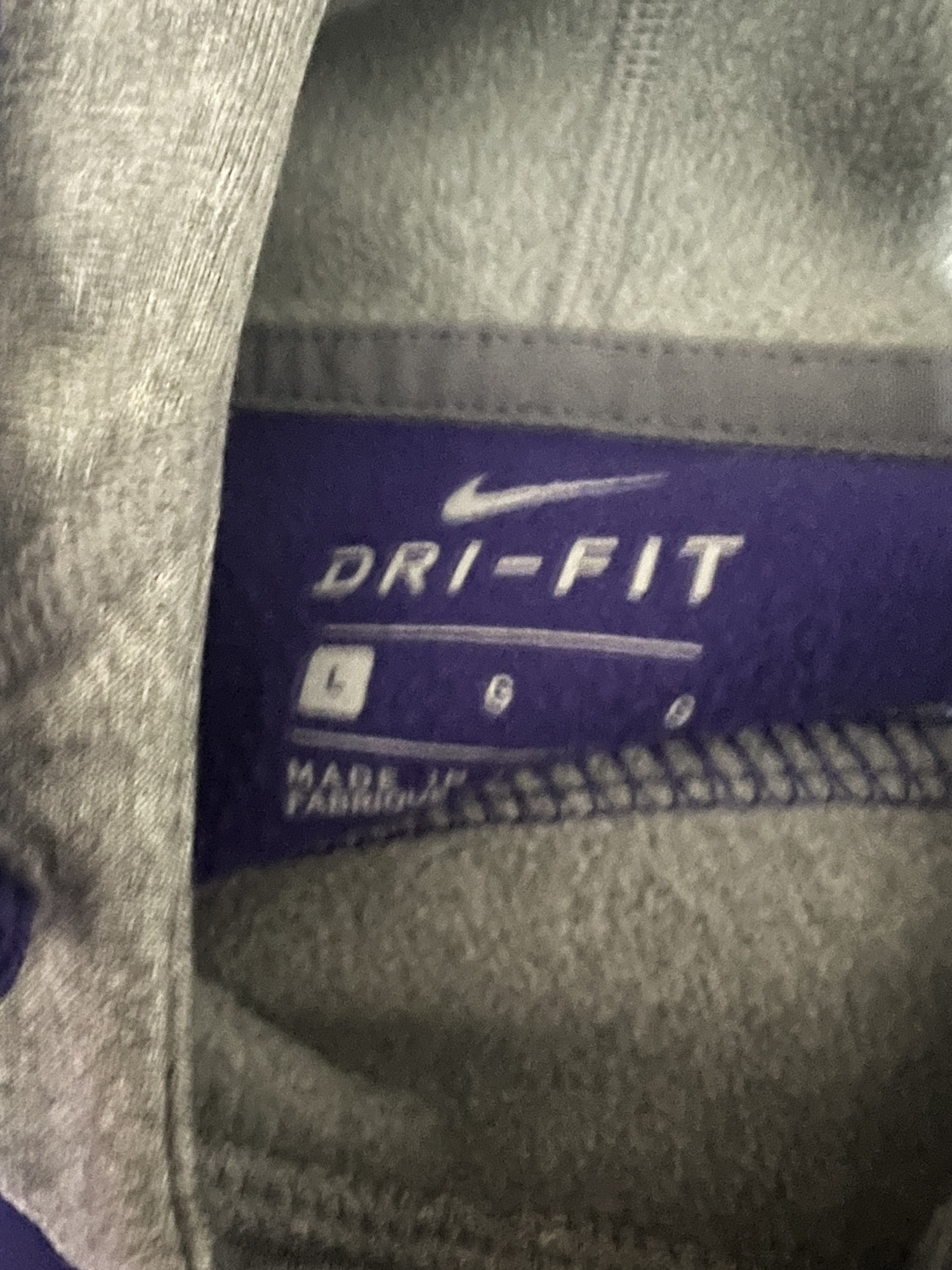 Purple Used Large Nike Sweatshirt | SidelineSwap