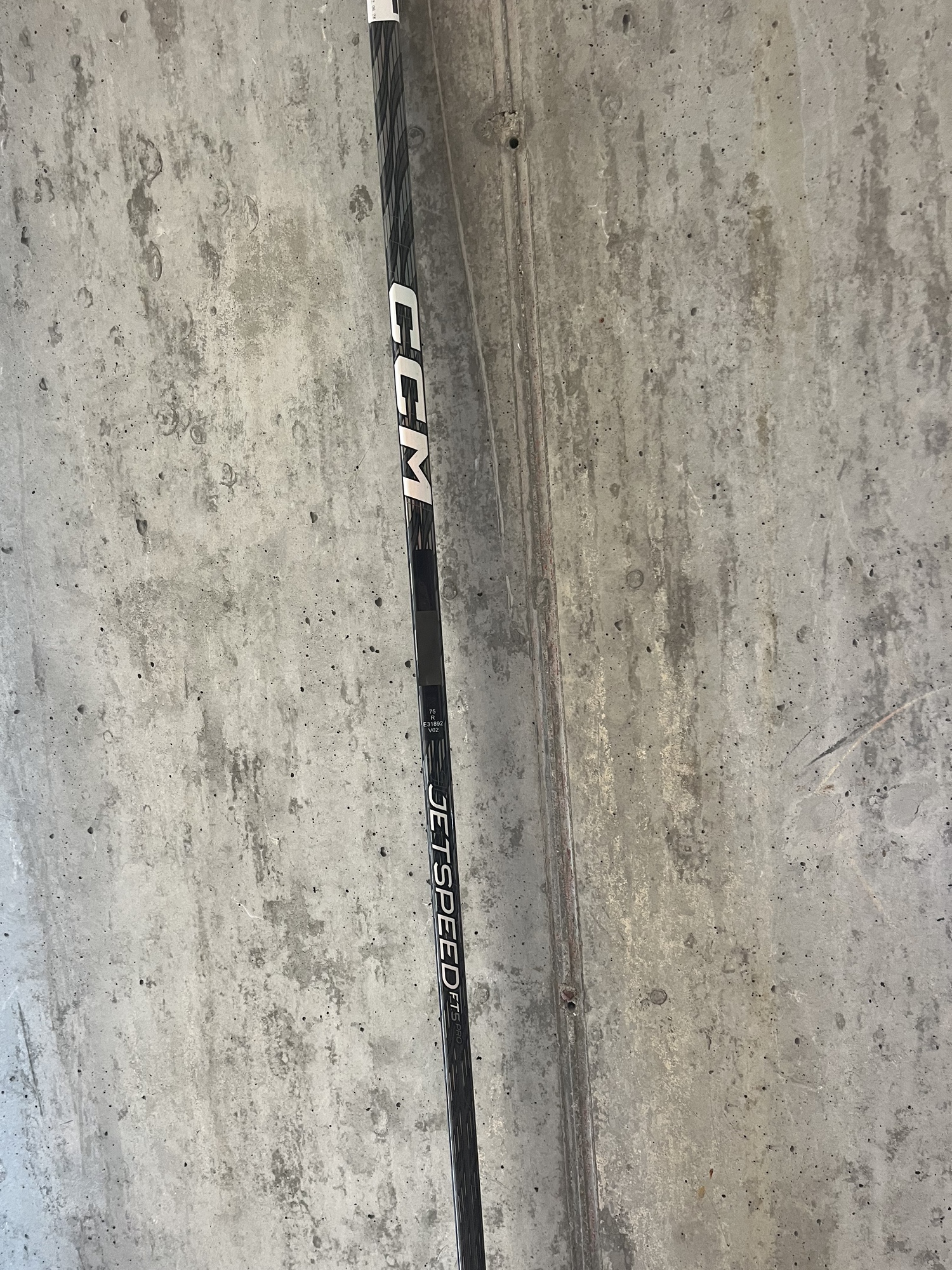 {BRAND NEW} Chrome CCM Jetspeed FT5 Pro (75 Flex) | SidelineSwap