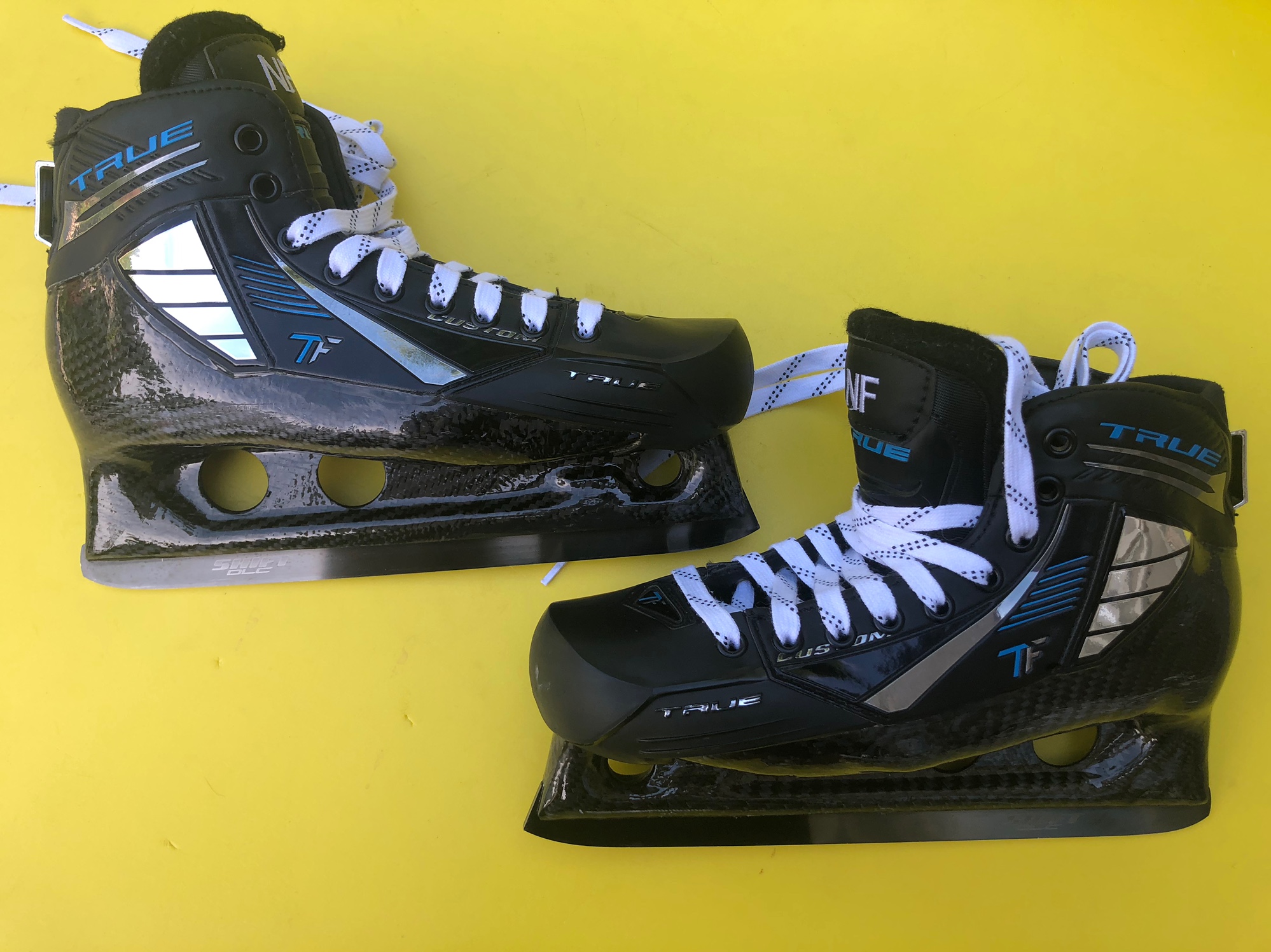 Like New Senior Used True TF Pro custom one-piece Goalie Skates Regular ...