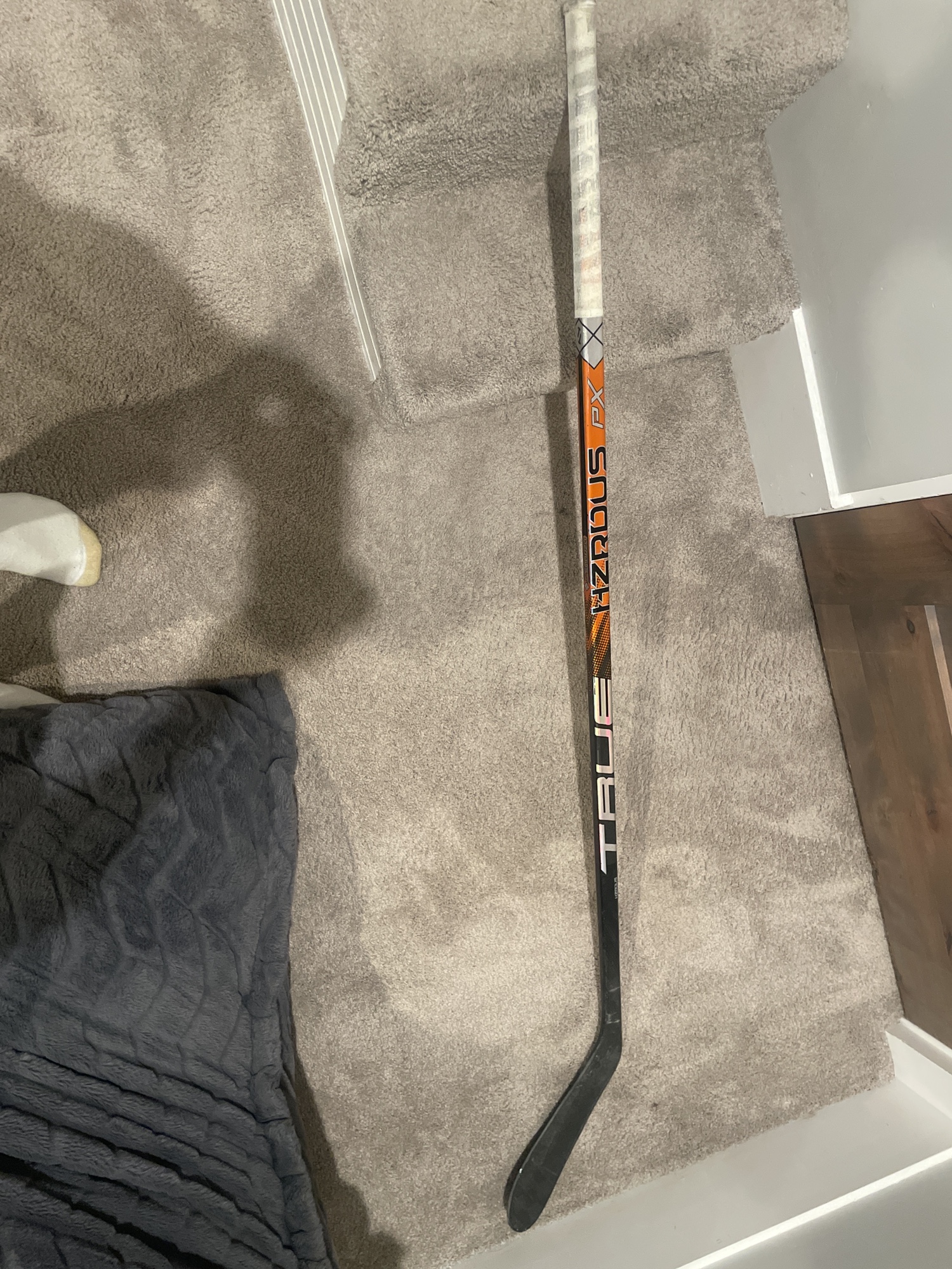 Junior Right Handed P28 Hzrdus PX Hockey Stick | SidelineSwap