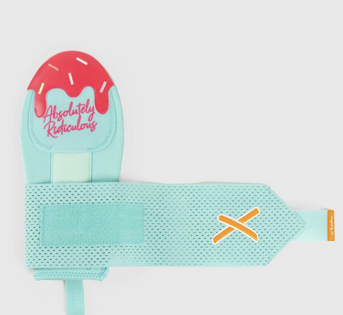 Aria Lambo Ice Cream Sliding Mitt | SidelineSwap