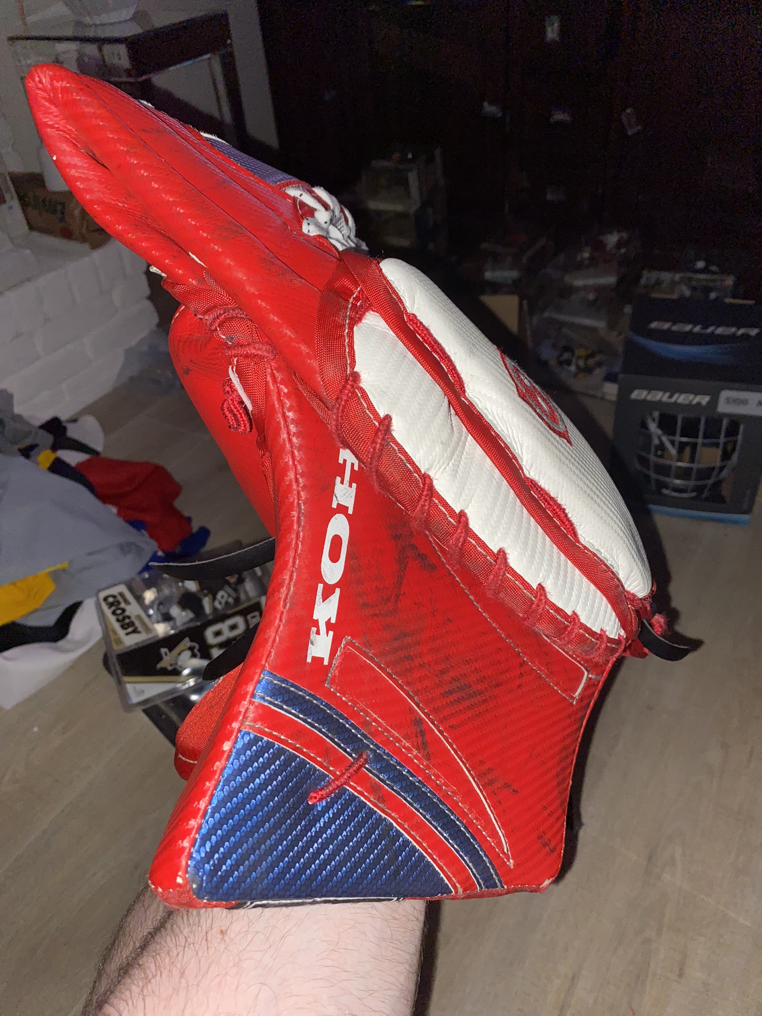 Koho 589 Pro Custom Senior Goalie Gloves | SidelineSwap