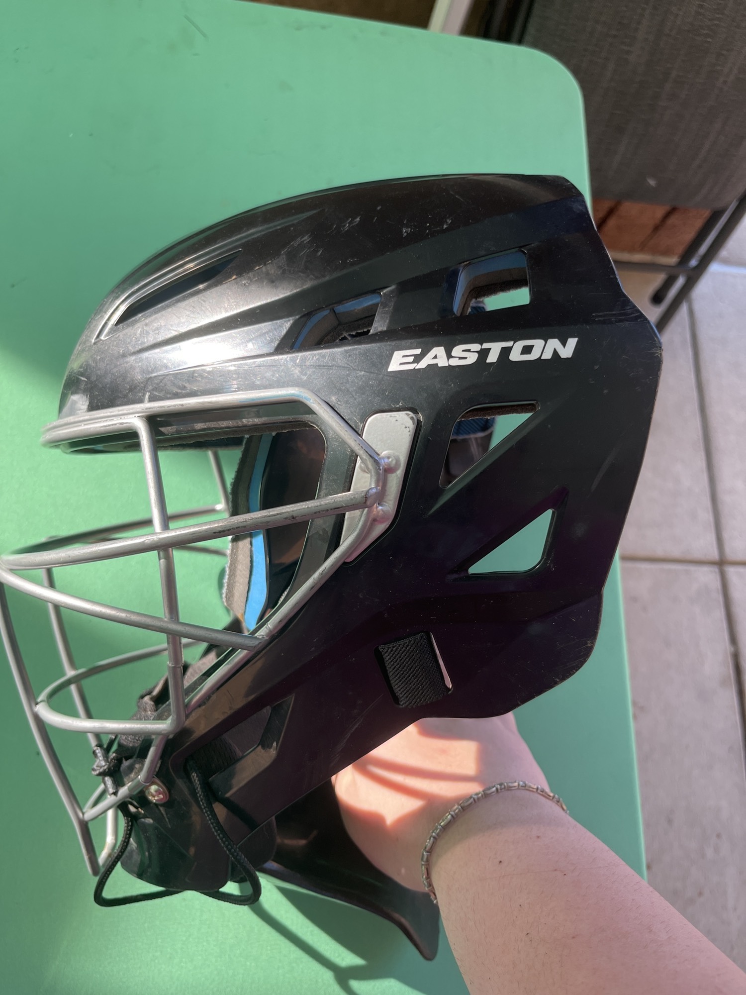 Used Easton Gametime Catcher's Mask | SidelineSwap