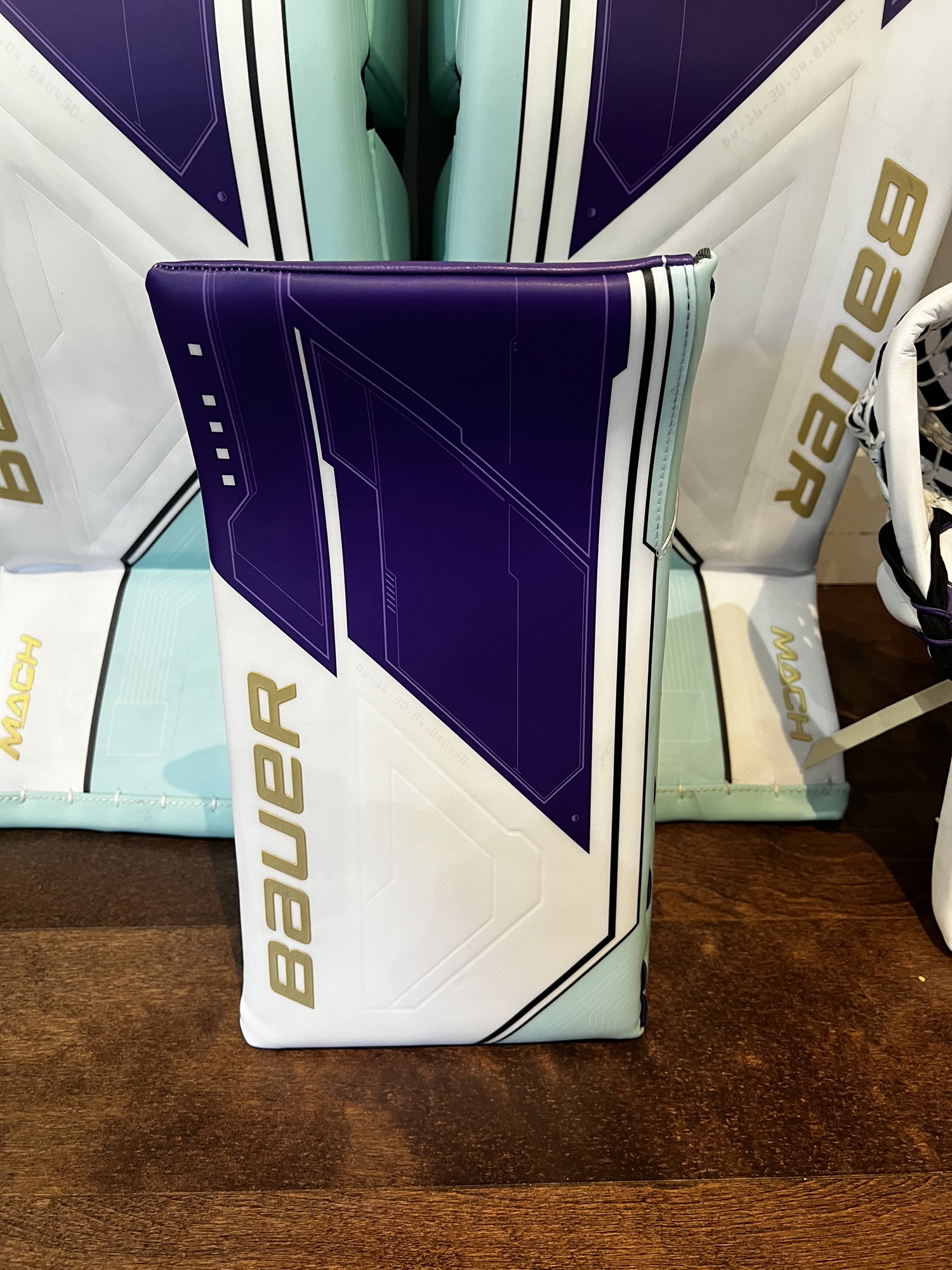 Bauer HyperLite 2 Mach Graphic Custom Goalie Set | SidelineSwap