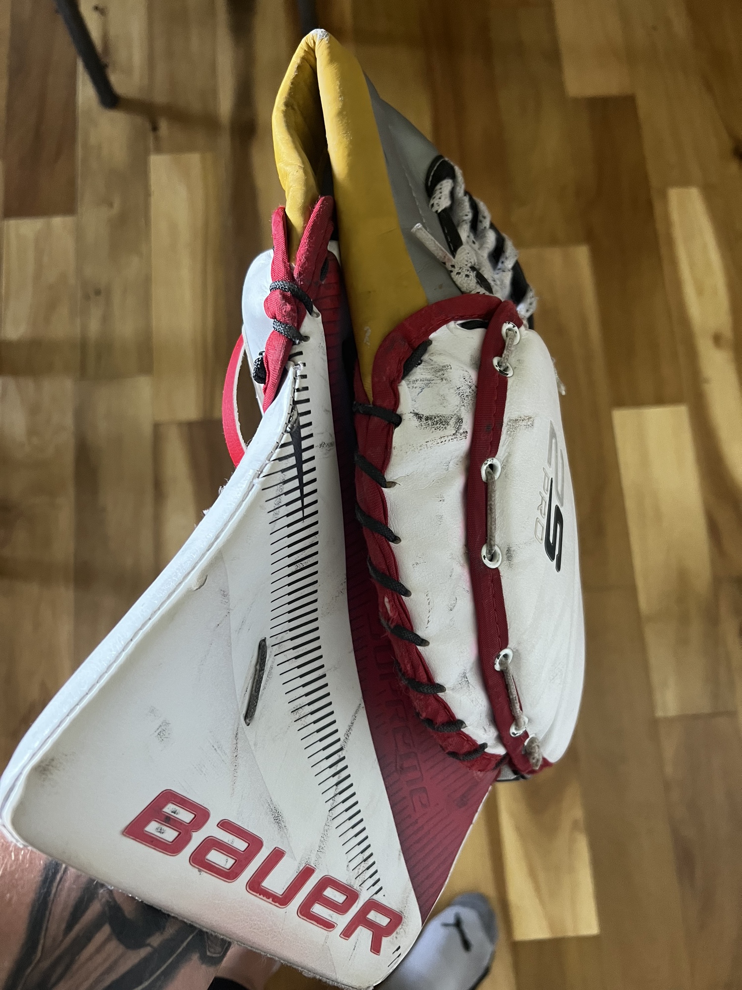 Used Regular Supreme 2S Pro Custom | SidelineSwap