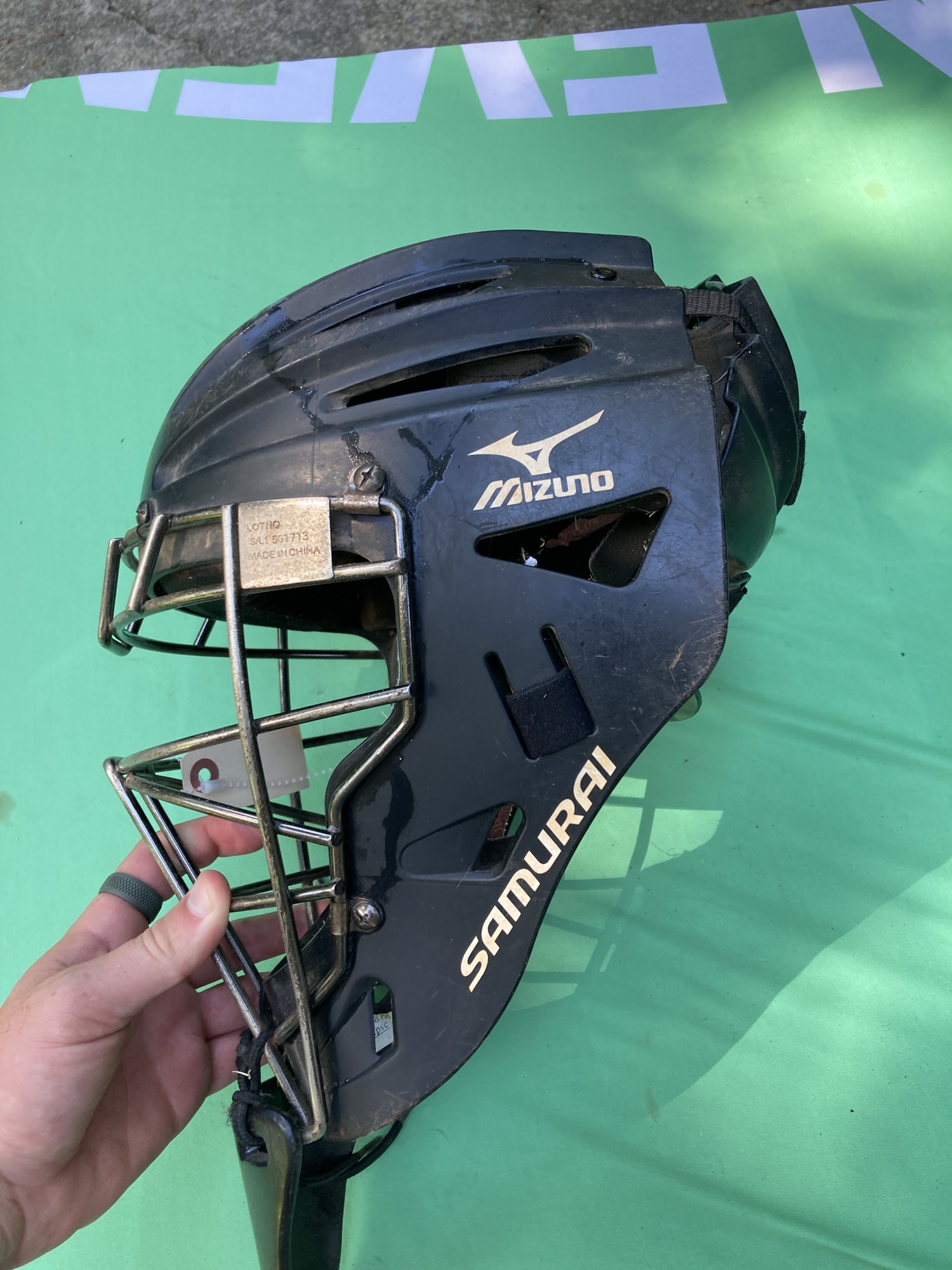 Used Mizuno Samurai Catcher's Mask | SidelineSwap