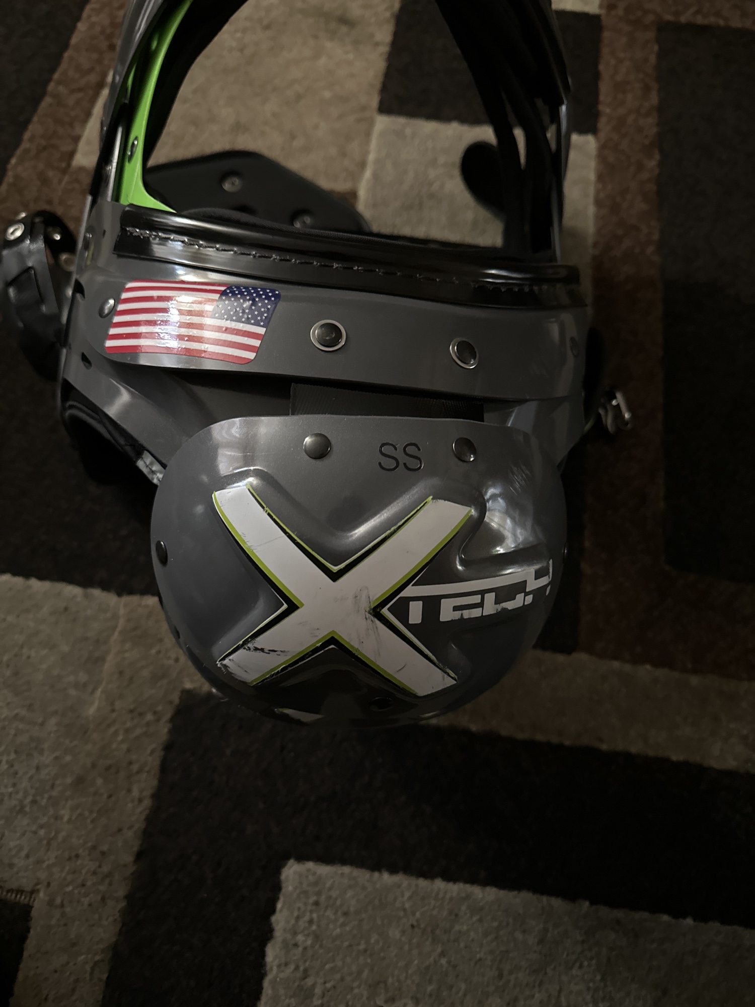 Like-New Small Xtech Super Skill Shoulder Pads | SidelineSwap