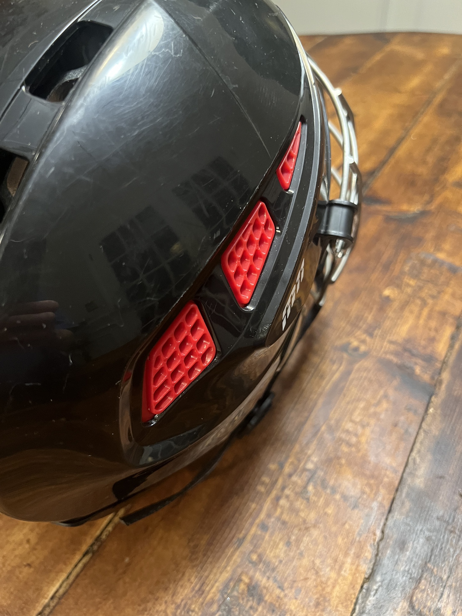 M11 Cascade Hockey Helmet - Black - Cage Included | SidelineSwap