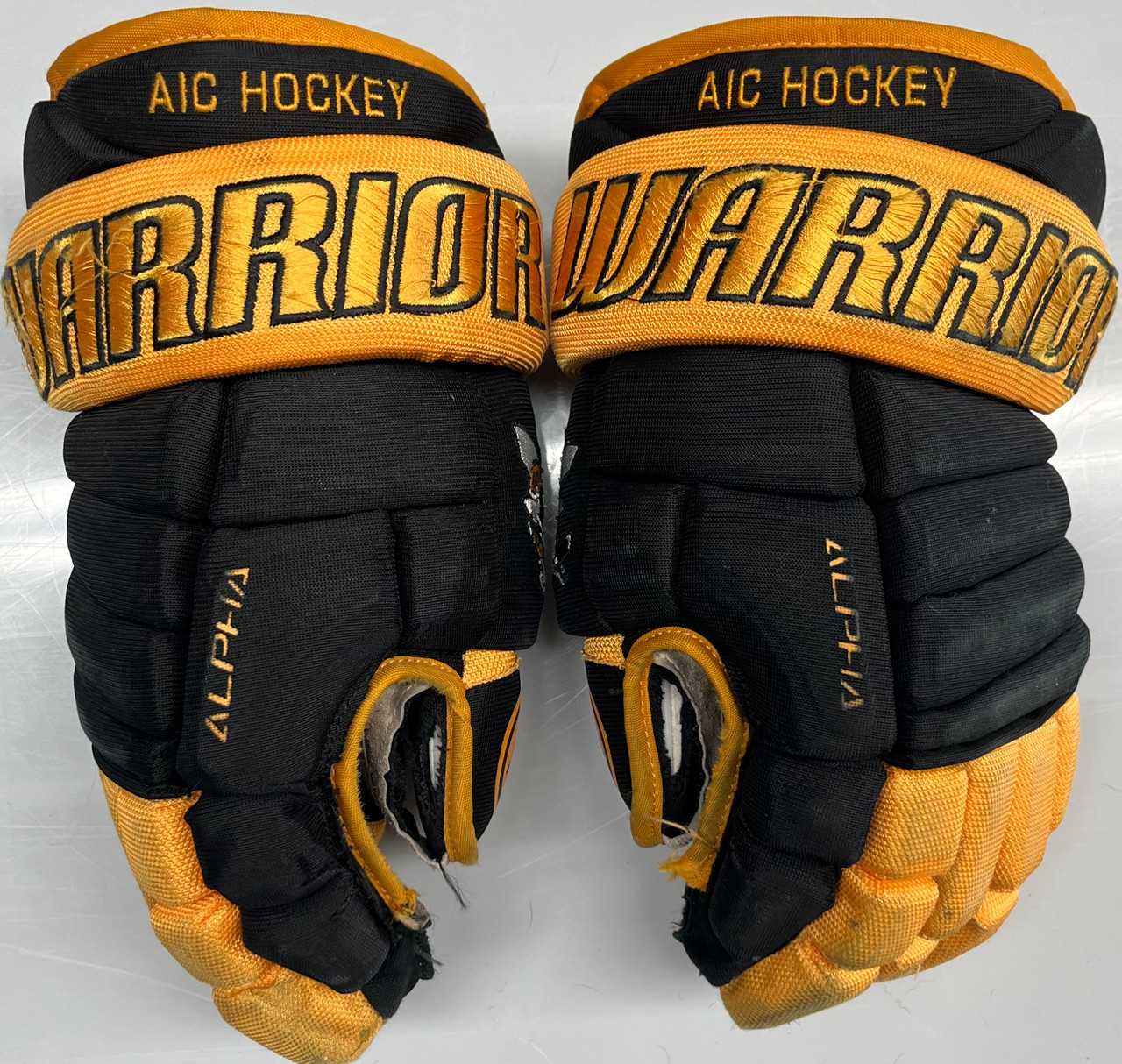 WARRIOR ALPHA PRO CUSTOM PRO STOCK HOCKEY GLOVES AIC NCAA 14" USED (3 ...