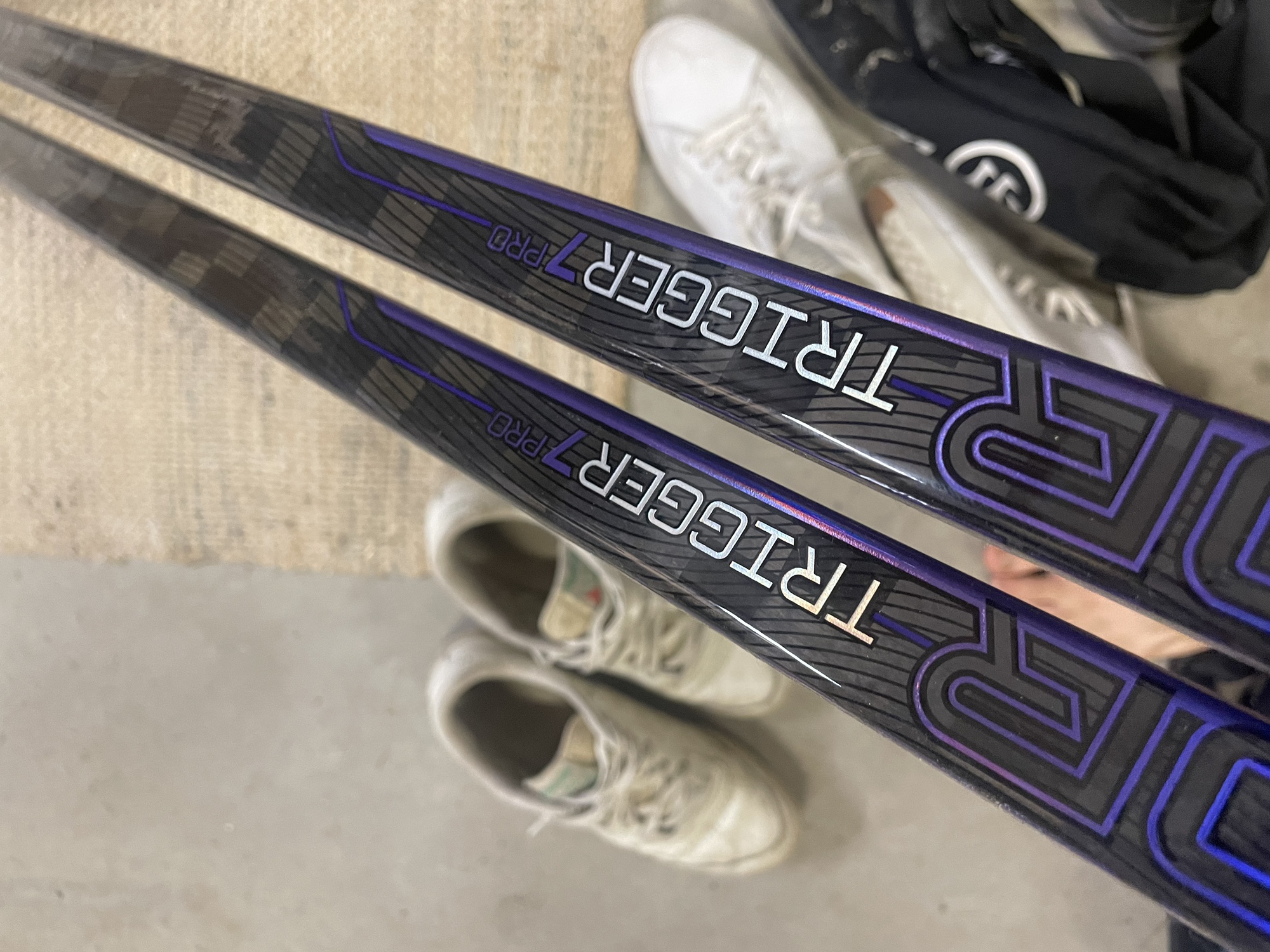 Senior Left Hand P28 Pro Stock RibCor Trigger 7 Pro Hockey Stick ...