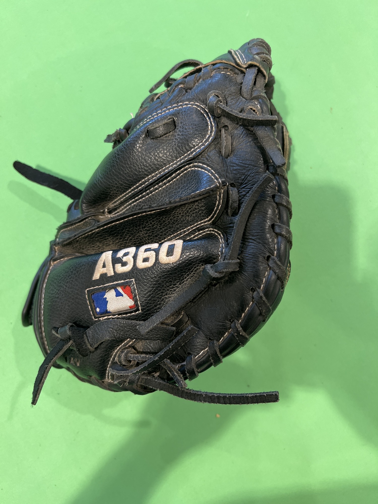 Used Wilson A360 Left Hand Throw Catcher Baseball Glove 31.5 ...