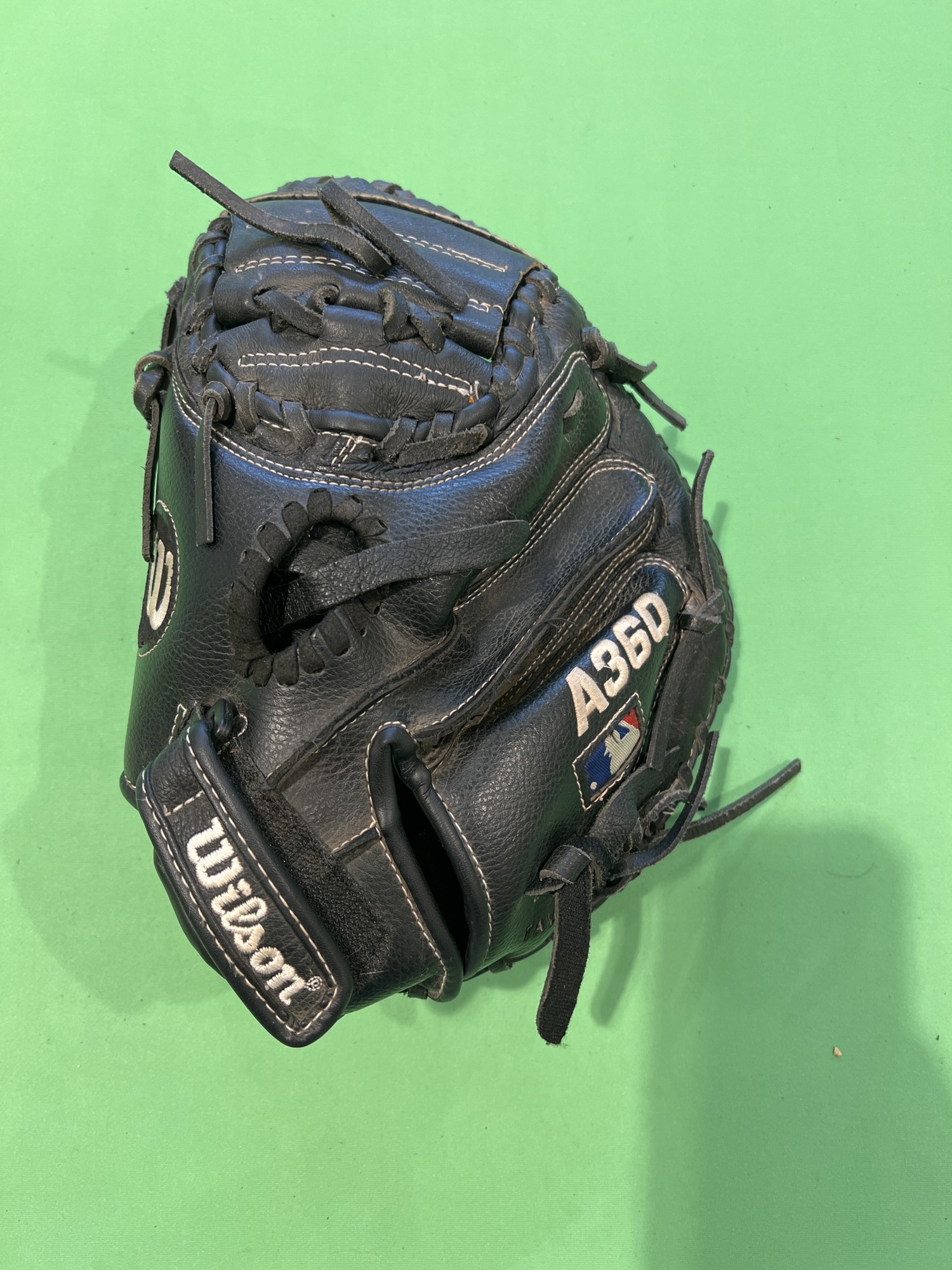 Used Wilson A360 Left Hand Throw Catcher Baseball Glove 31.5 ...
