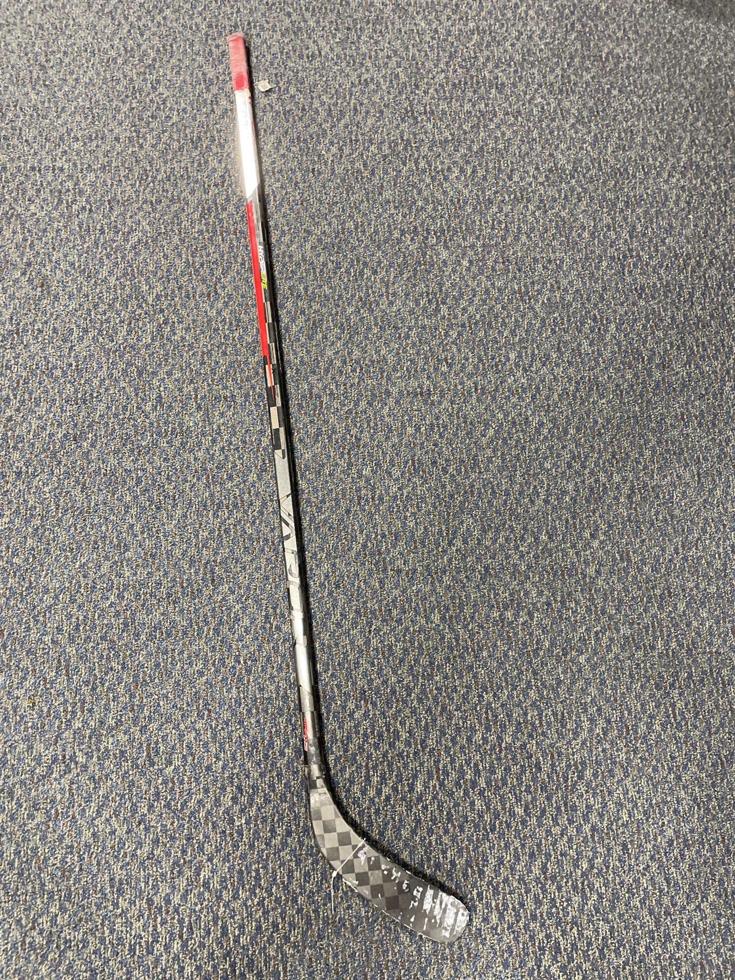 Used Bauer Vapor Hyperlite Right Hockey Stick P88 | SidelineSwap
