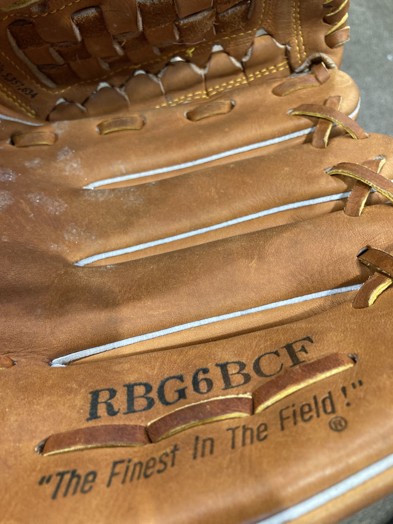 Used Rawlings Fastback Right Hand Throw Baseball Glove 12.5" | SidelineSwap