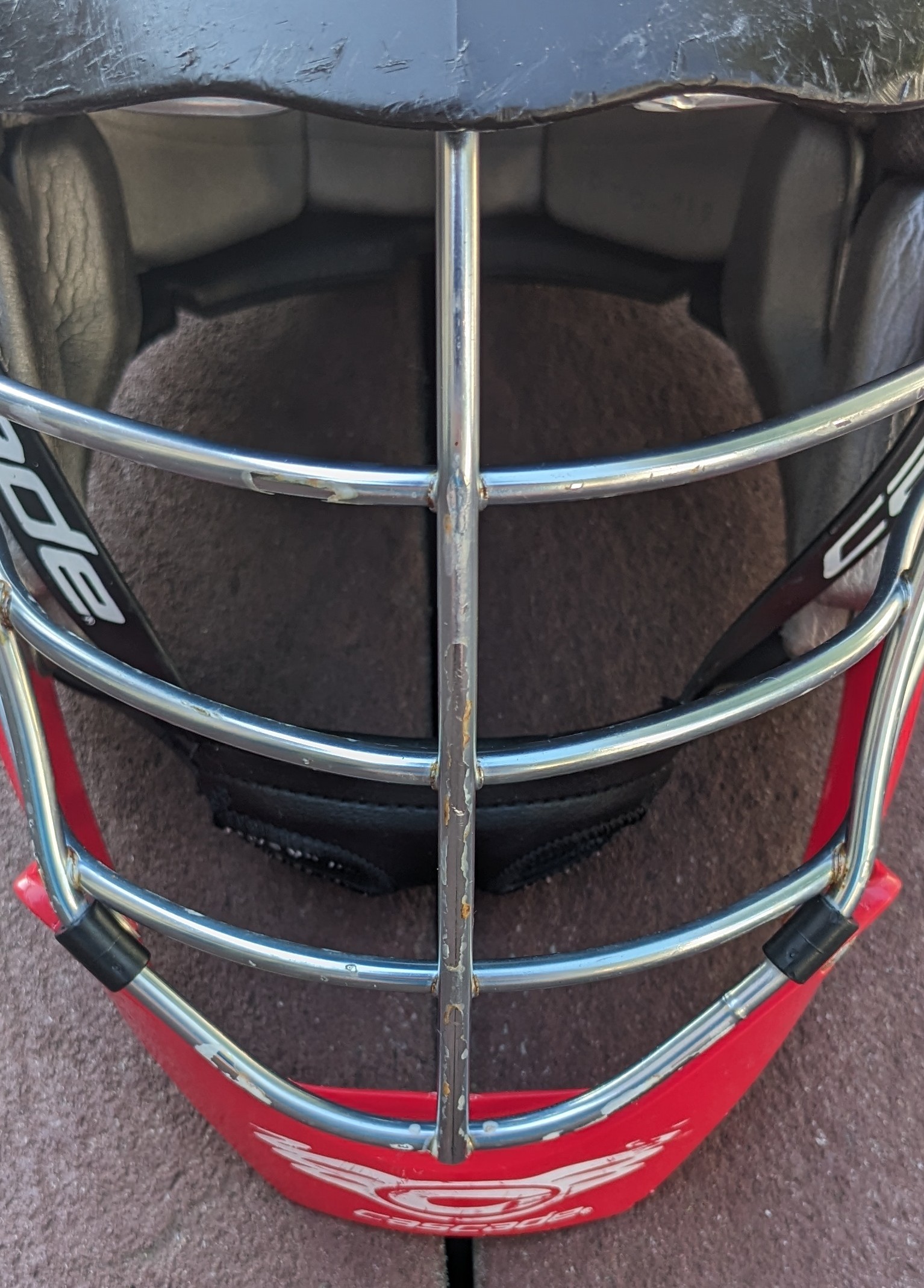 Used Player's Cascade Pro-7 Helmet | SidelineSwap