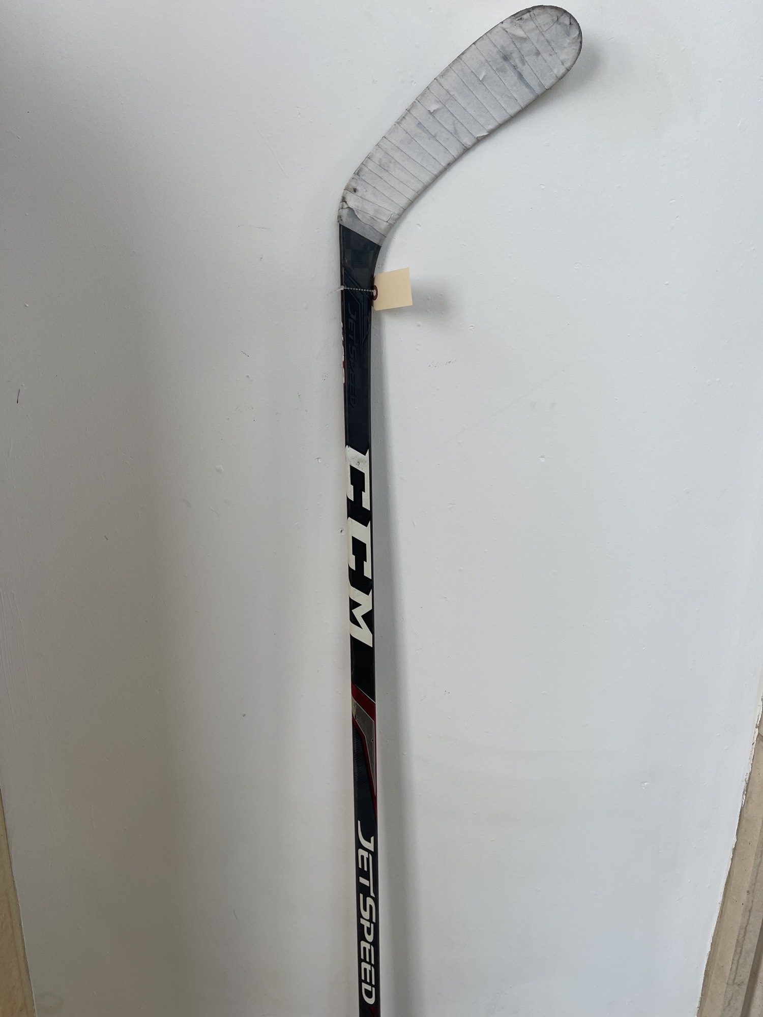 Used Junior CCM JetSpeed FT2 Right Hockey Stick P28 | SidelineSwap