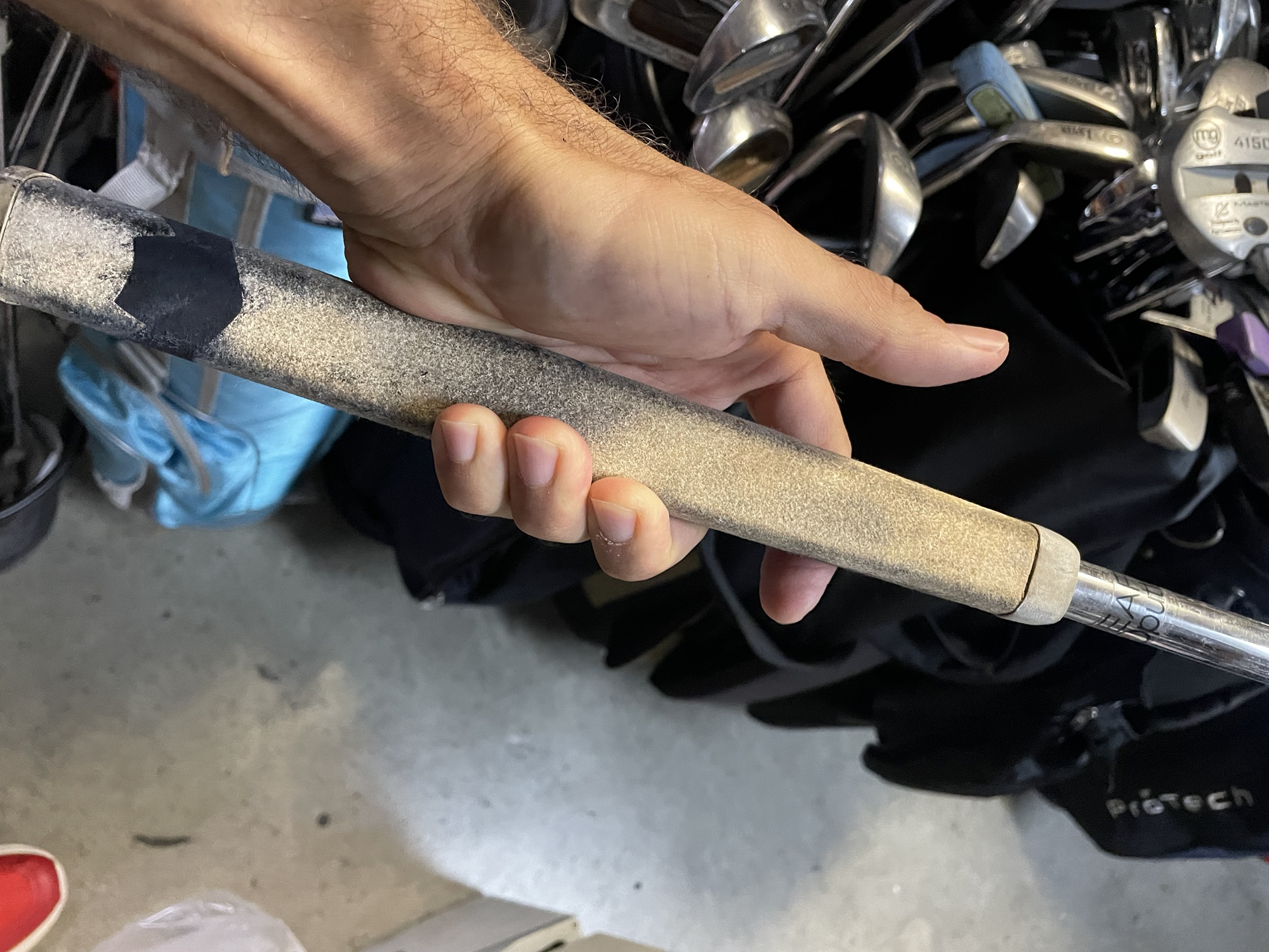 Rare vintage Pearl golf putter in right handed Steel shaft | SidelineSwap