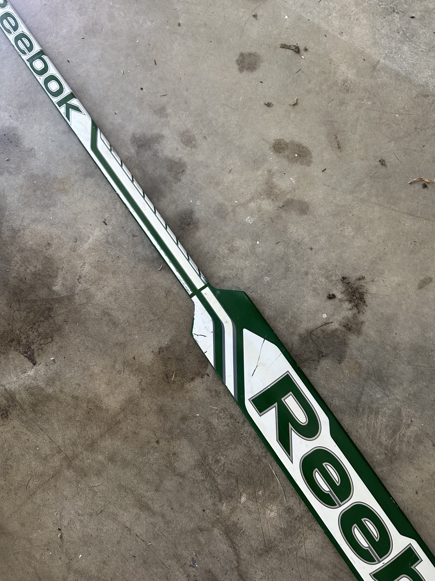 Reebok goalie stick 30 Inch (actual Size Of The Stick Not The ...