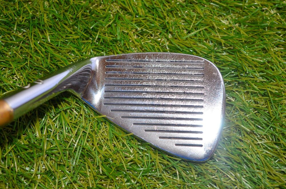 Cobra Baffler Blade TRD AMS 5355 Sand Wedge RH 36" Graphite Stiff Winn ...