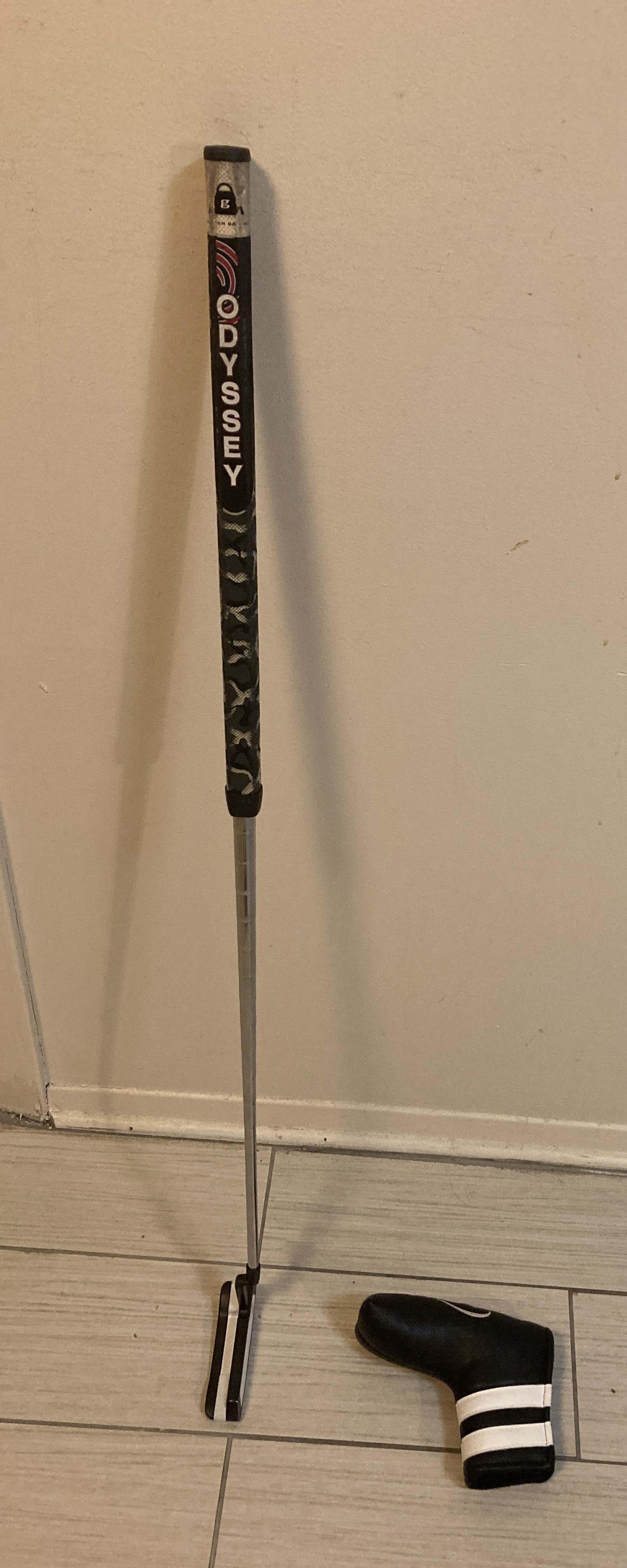 RH ODYSSEY VERSA TANK 1V PUTTER - 38" - NEW HC | SidelineSwap