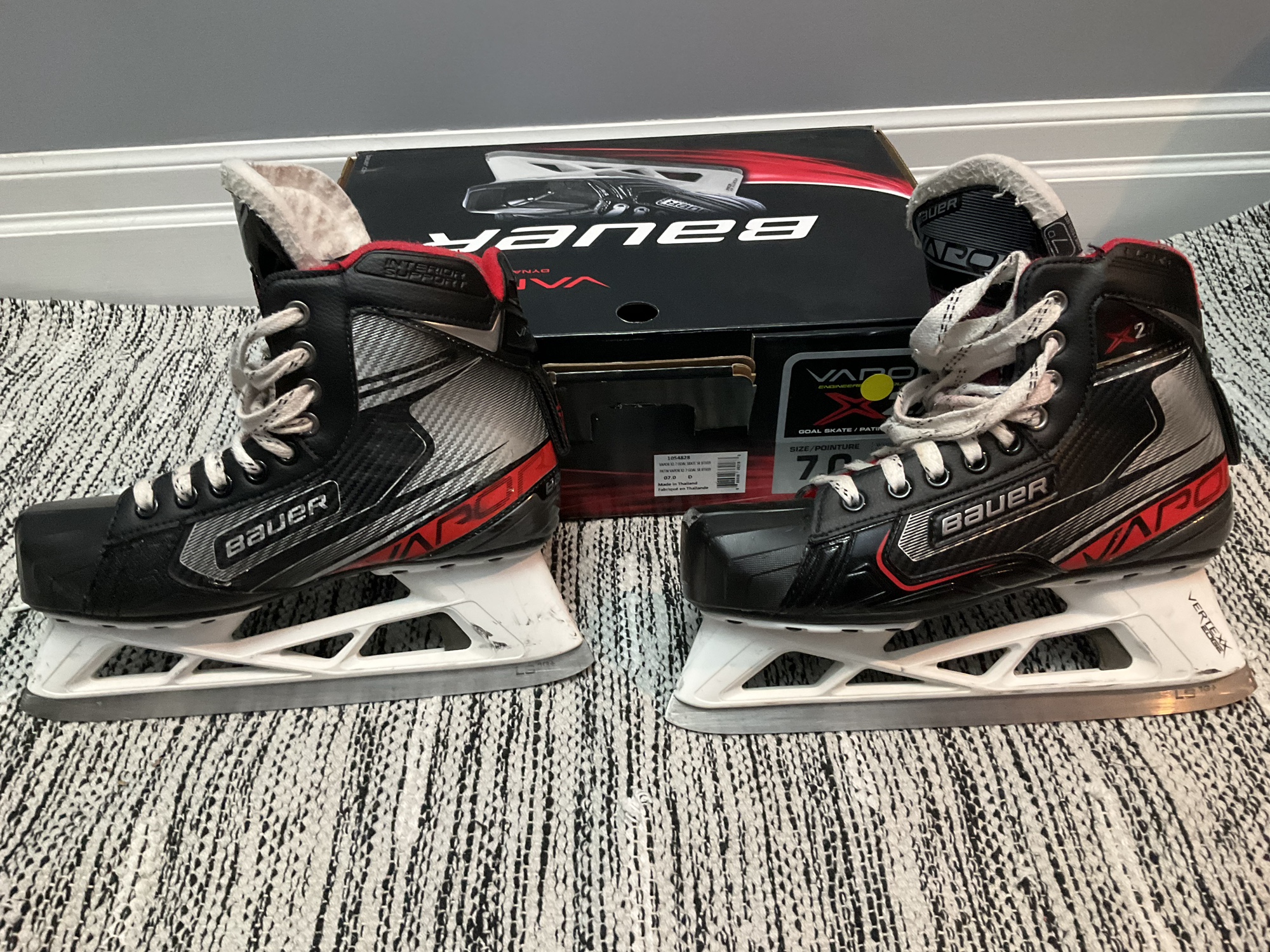 Bauer Vapor X2.7 used Senior Goal skates | SidelineSwap