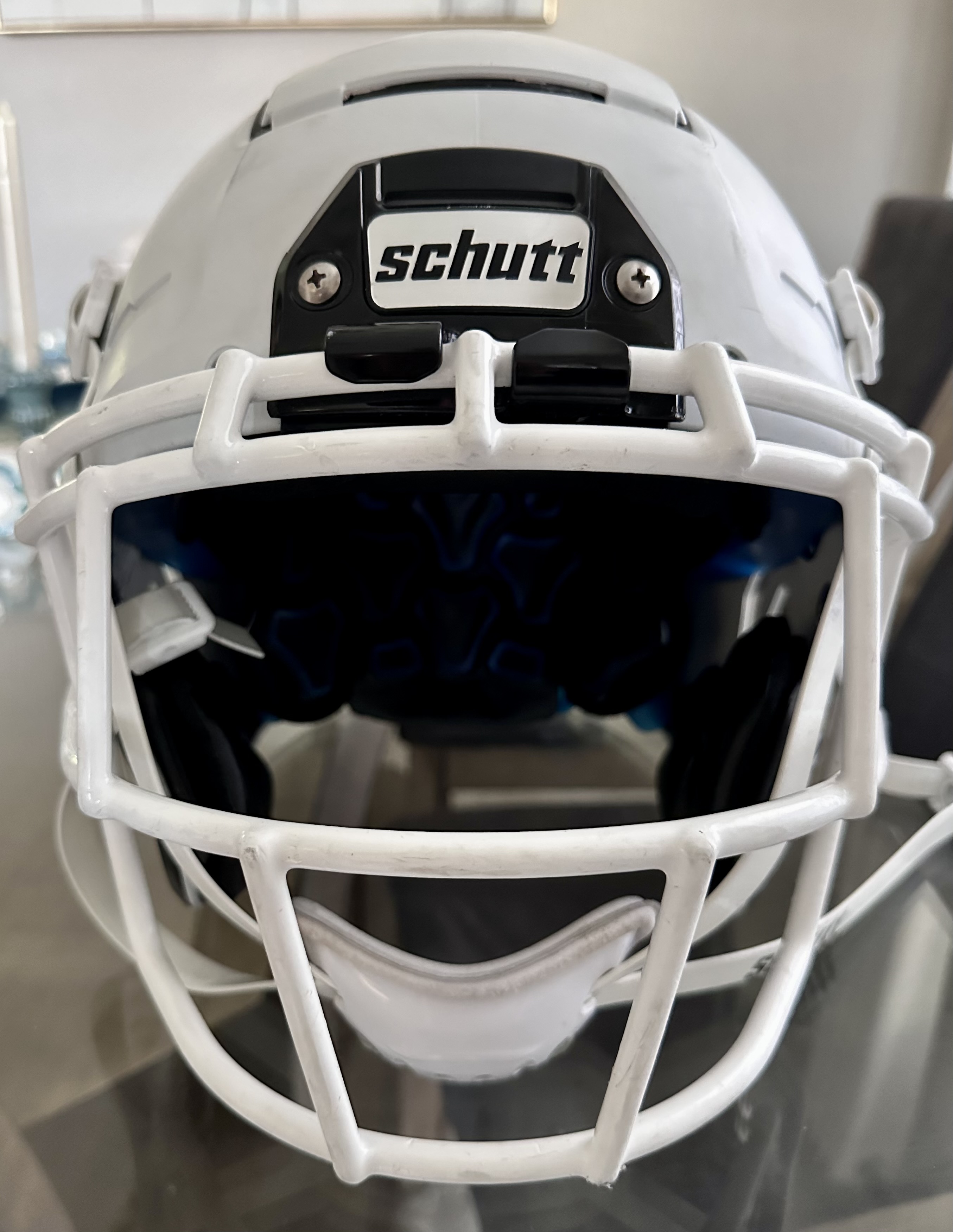 Adult Used Extra Large Schutt F7 Helmet | SidelineSwap