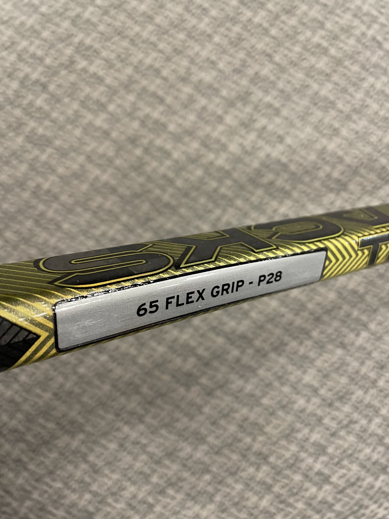 CCM AS-V Pro 65 Flex P28 curve left hand stick | SidelineSwap