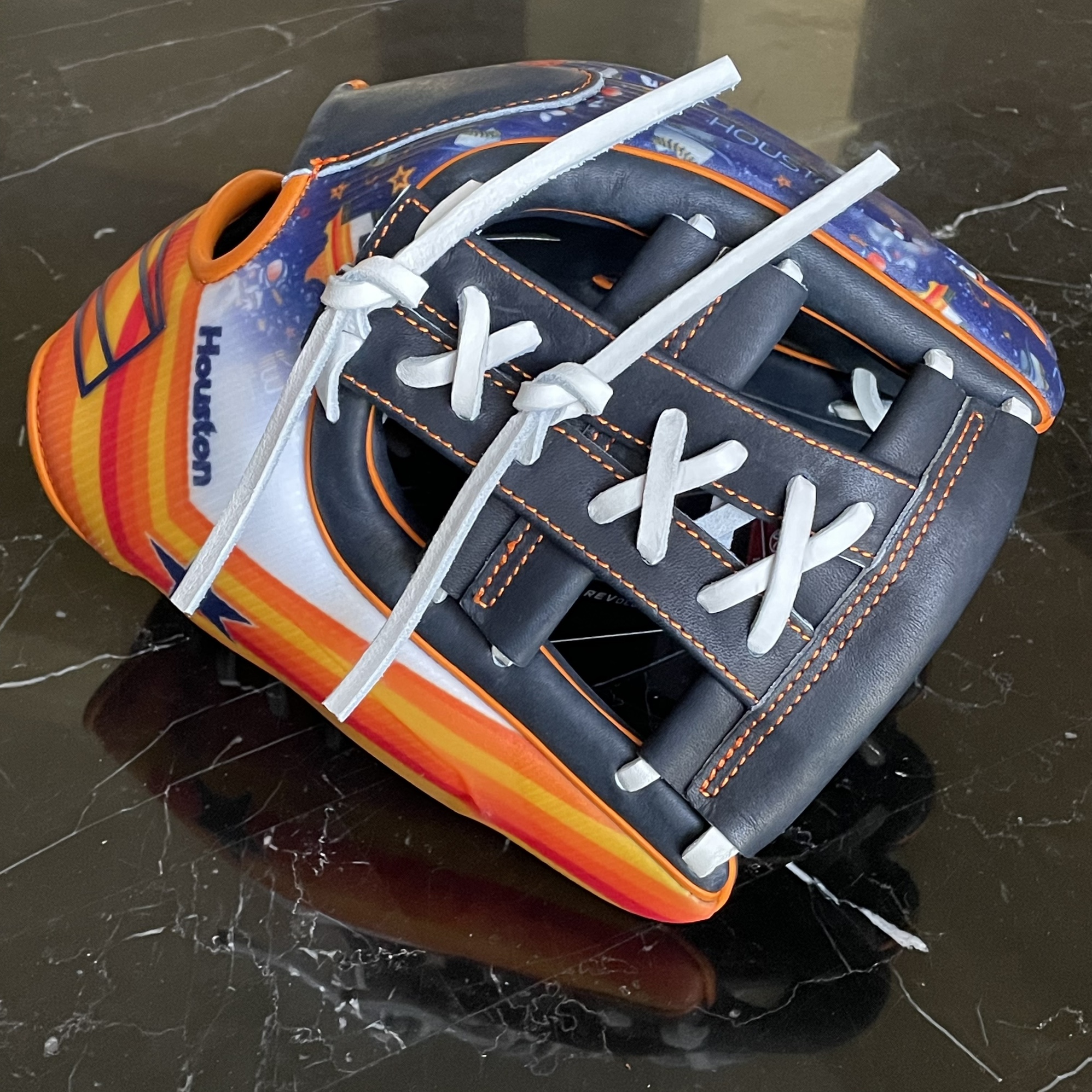 NEW RAWLINGS REV1X HOUSTON EXCLUSIVE - 11.5" REV204-32HOU | SidelineSwap