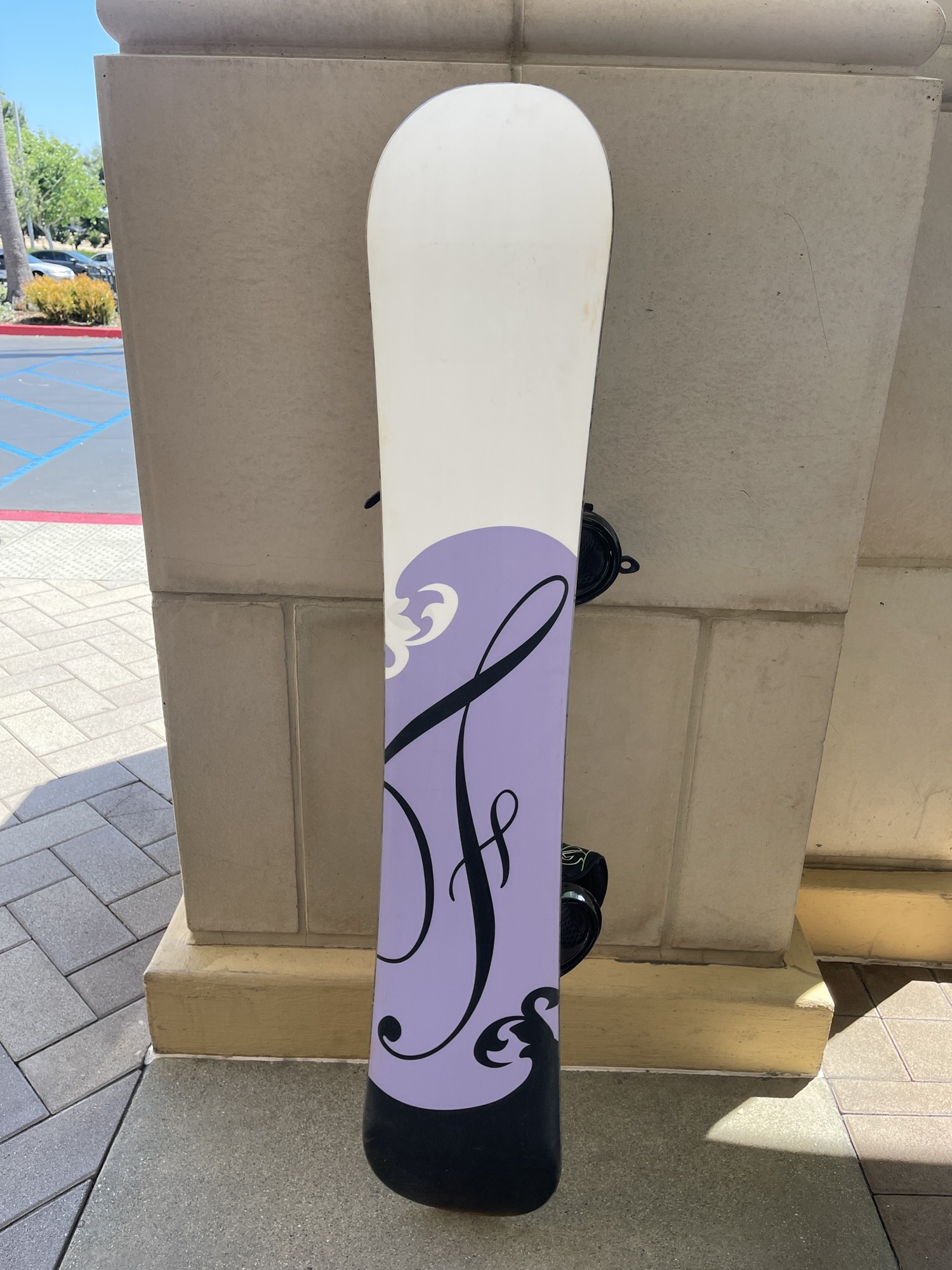 152 cm Forum Super Star Snowboard Freestyle with Burton Citizen ...