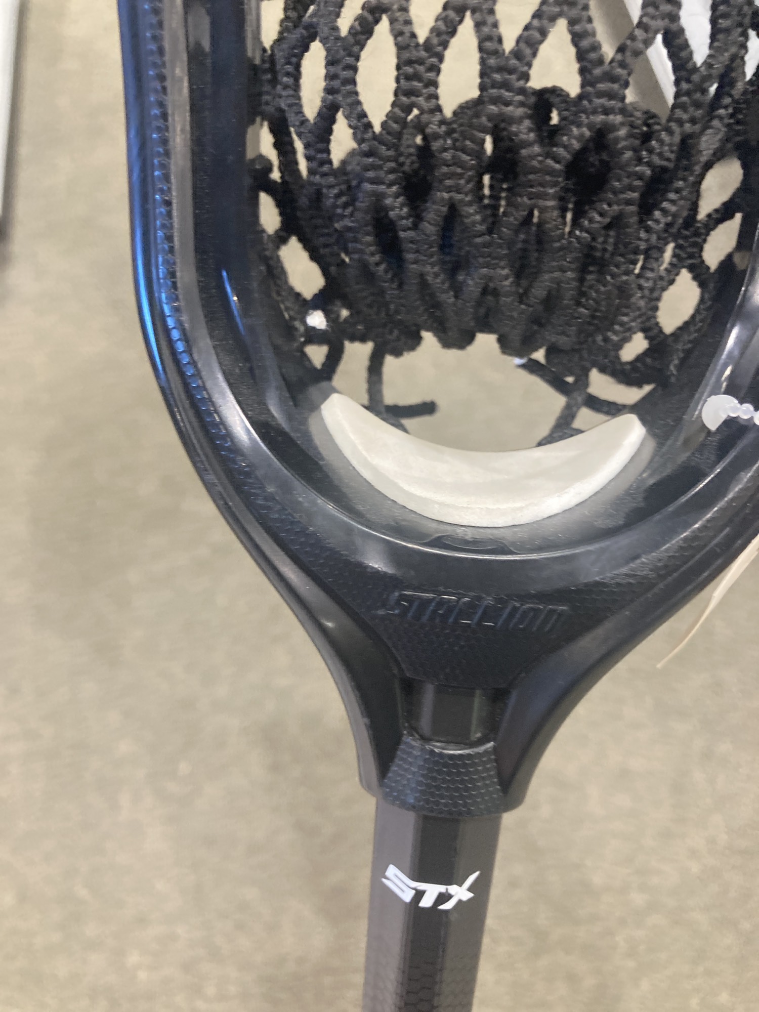 Used STX Stallion 6000 Stick | SidelineSwap