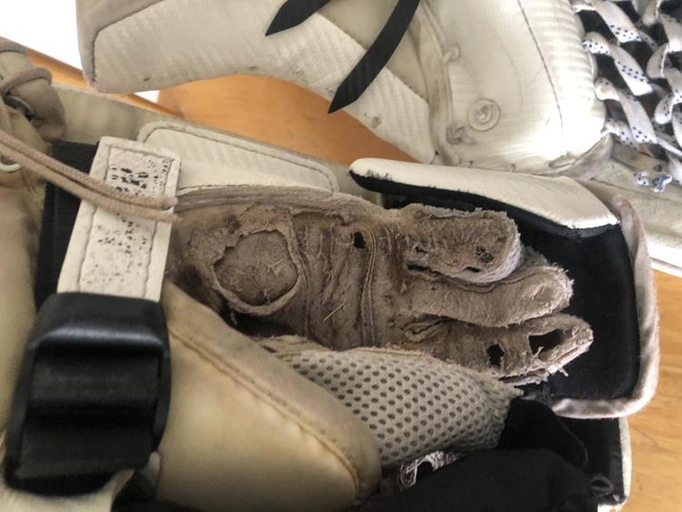 Carey Price Eflex III Limited Edition Full Set Leg Pads Size 34+1 and ...