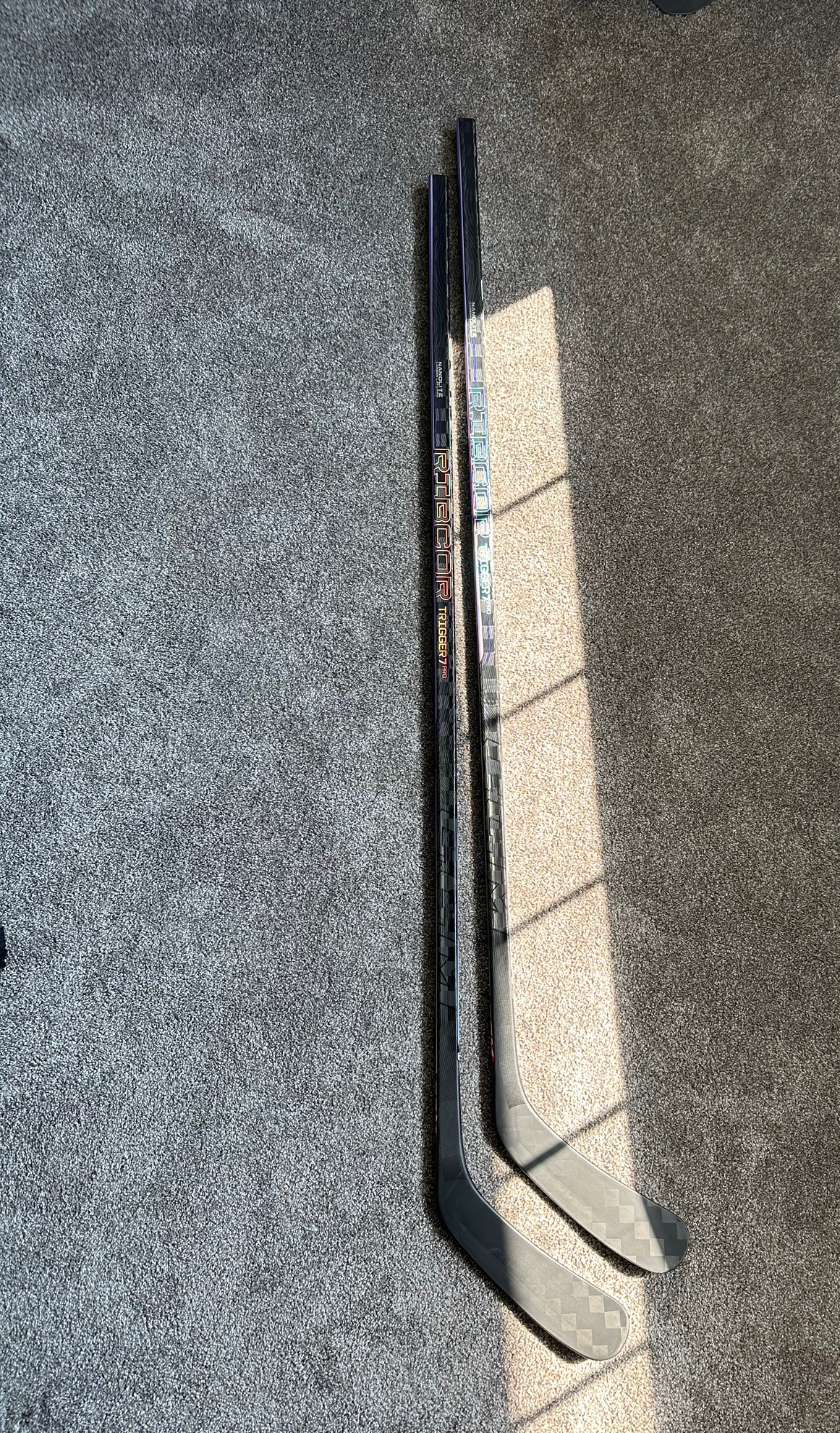 2 Stick Bundle NEW “CCM”Ribcor Trigger 7 LH 65 Flex P29 Dressed Pro ...