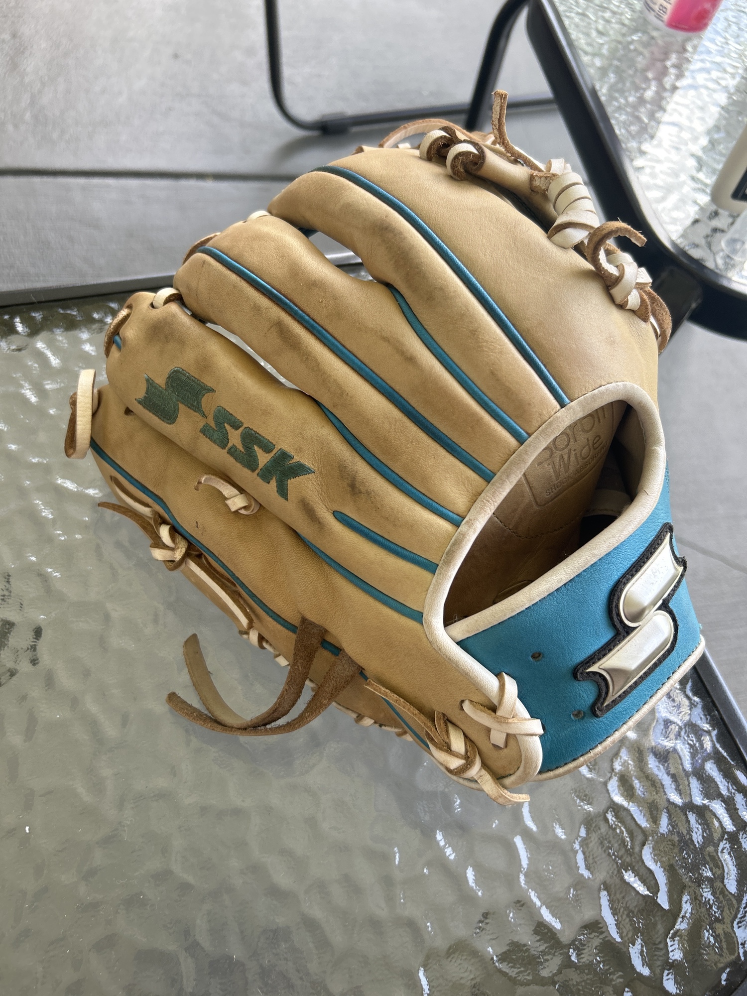 SSK Custom Glove | SidelineSwap
