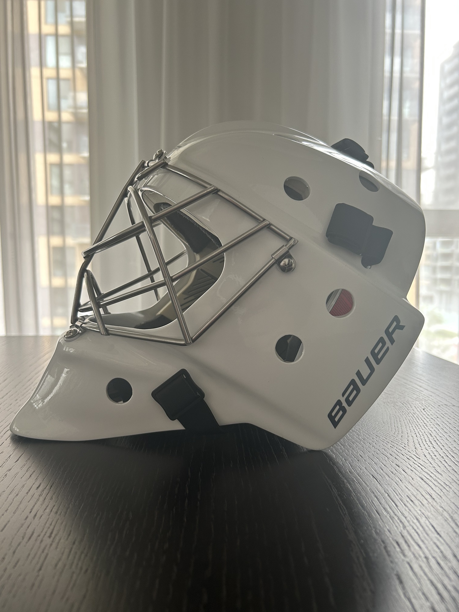 New Bauer 960 Goalie Mask | SidelineSwap