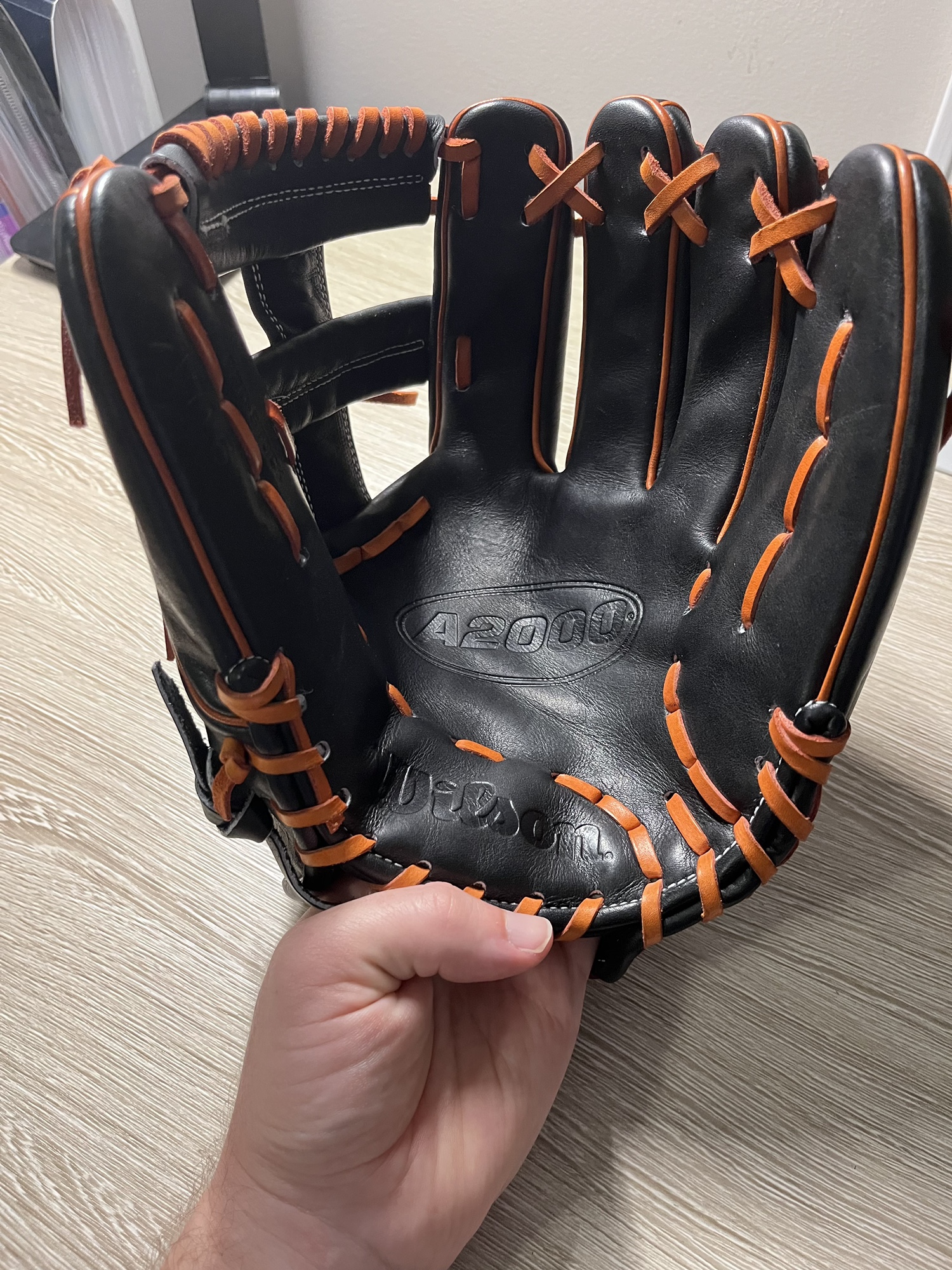 2022 Infield 11.5" A2000 1716 Baseball Glove | SidelineSwap