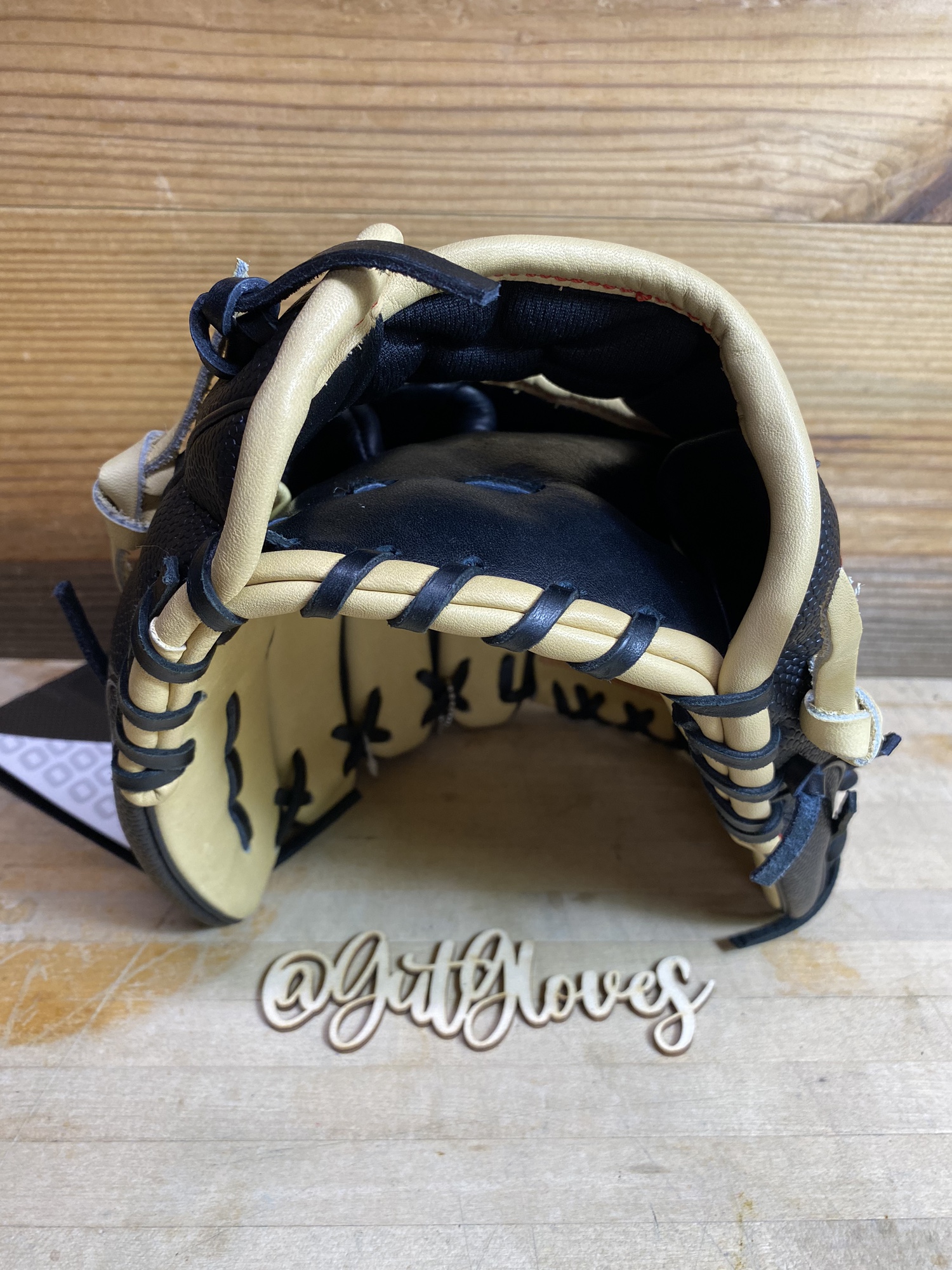 Wilson 11" A2000 PFX2 - Pedroia Fit | SidelineSwap