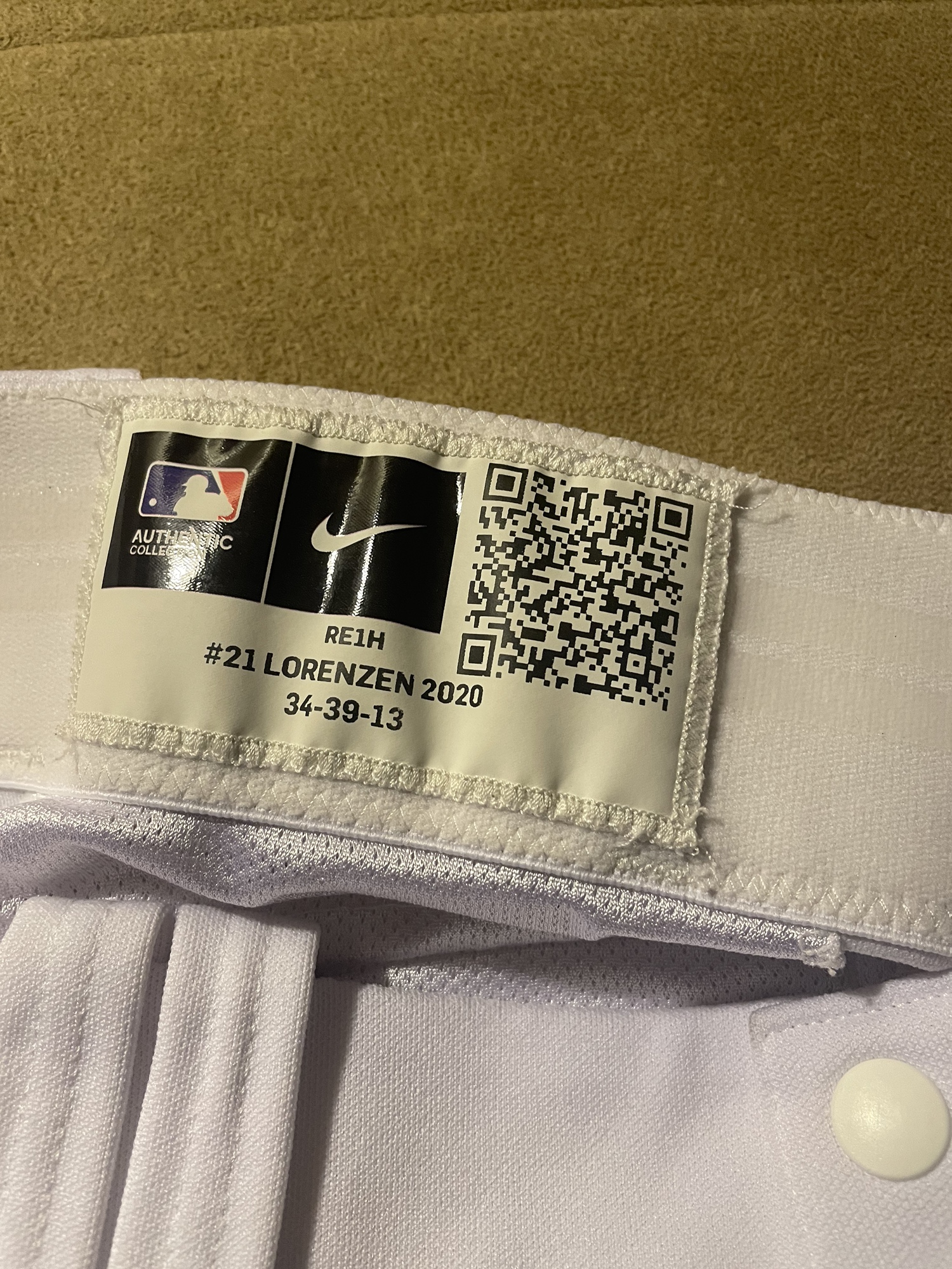 Official MLB player issued pants | SidelineSwap