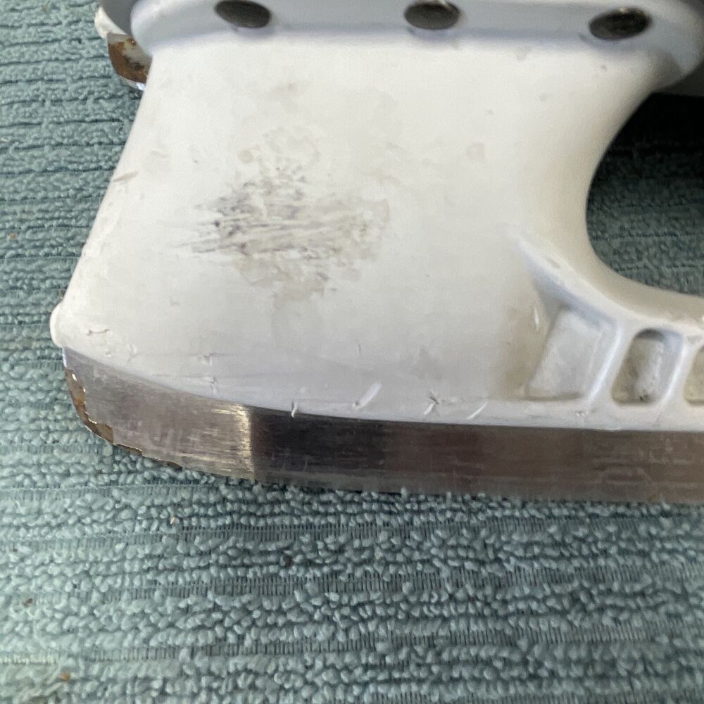 Senior Adult Size 7 EE Nike FLEXLITE 2 Ice Hockey Skates | SidelineSwap