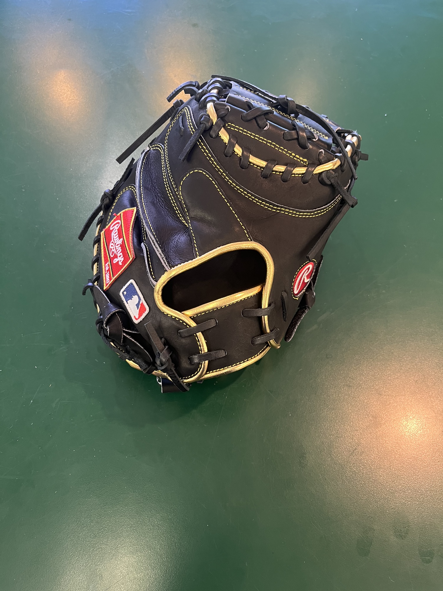 New Rawlings Heart Of The Hide Baseball 33.5” Catchers Glove | SidelineSwap