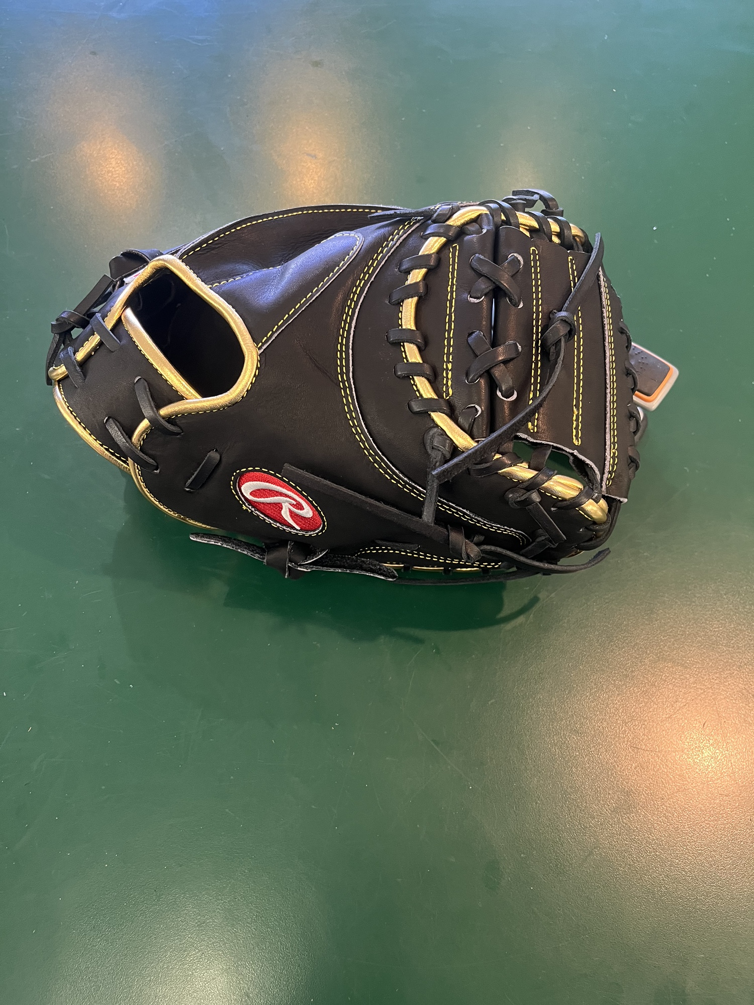 New Rawlings Heart Of The Hide Baseball 33.5” Catchers Glove | SidelineSwap