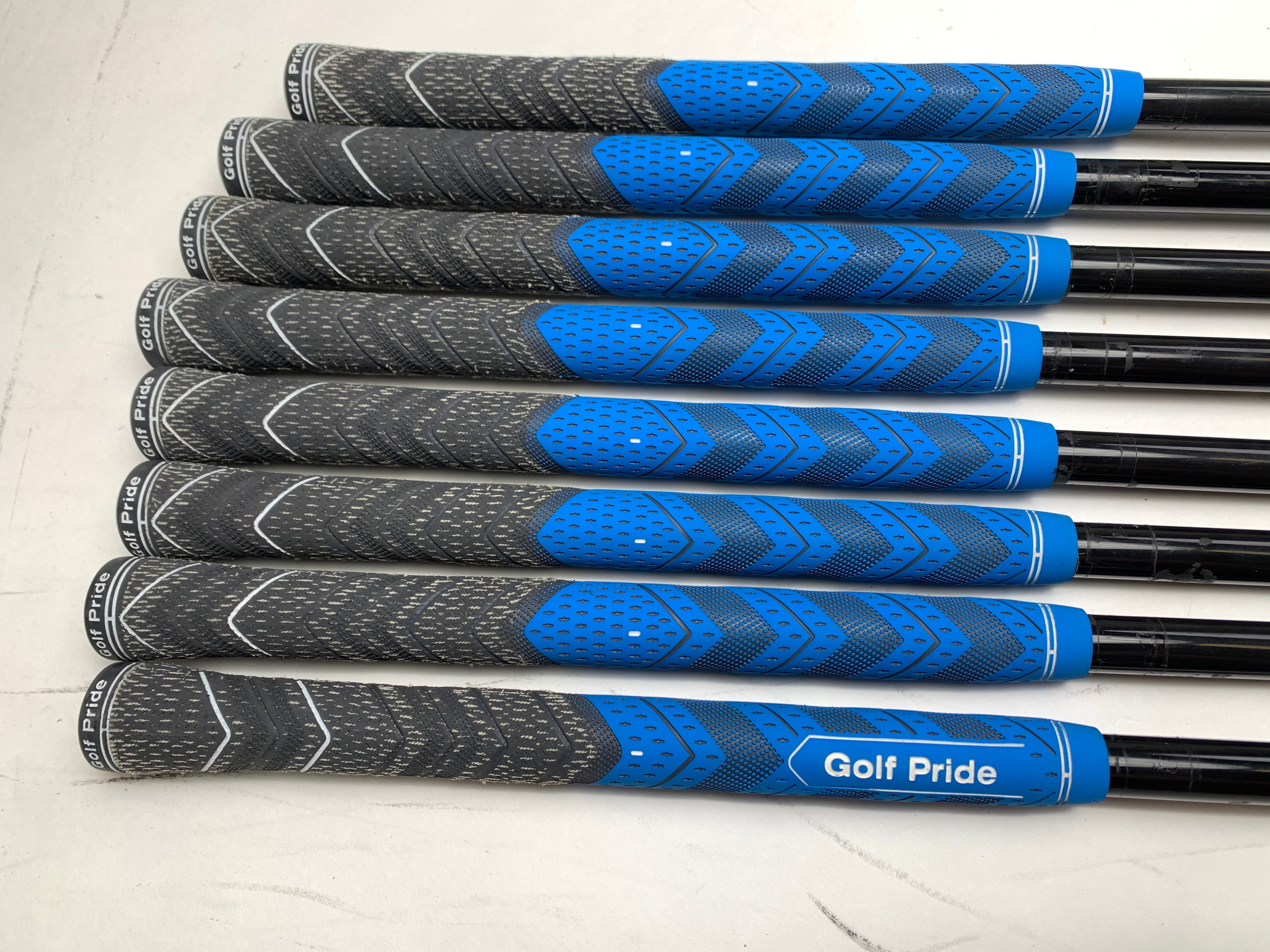 Taylormade 2008 R7 CGB Max Iron Set 5-PW+AW+SW 55g Regular LH Midsize Grips | SidelineSwap