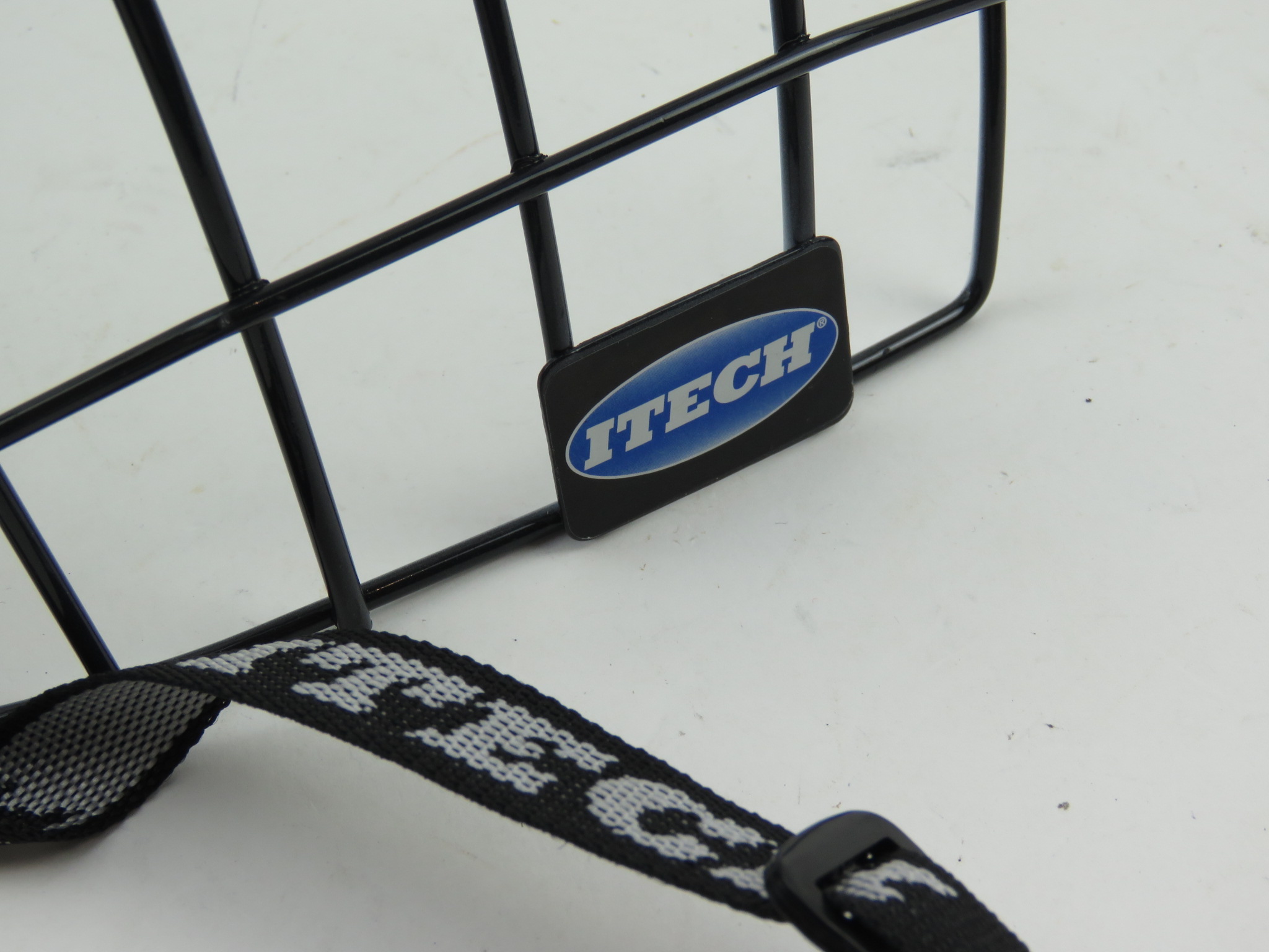 iTech RBEVIII Oreo NCAA NHL Pro Stock Ice Hockey Player Helmet Mask ...