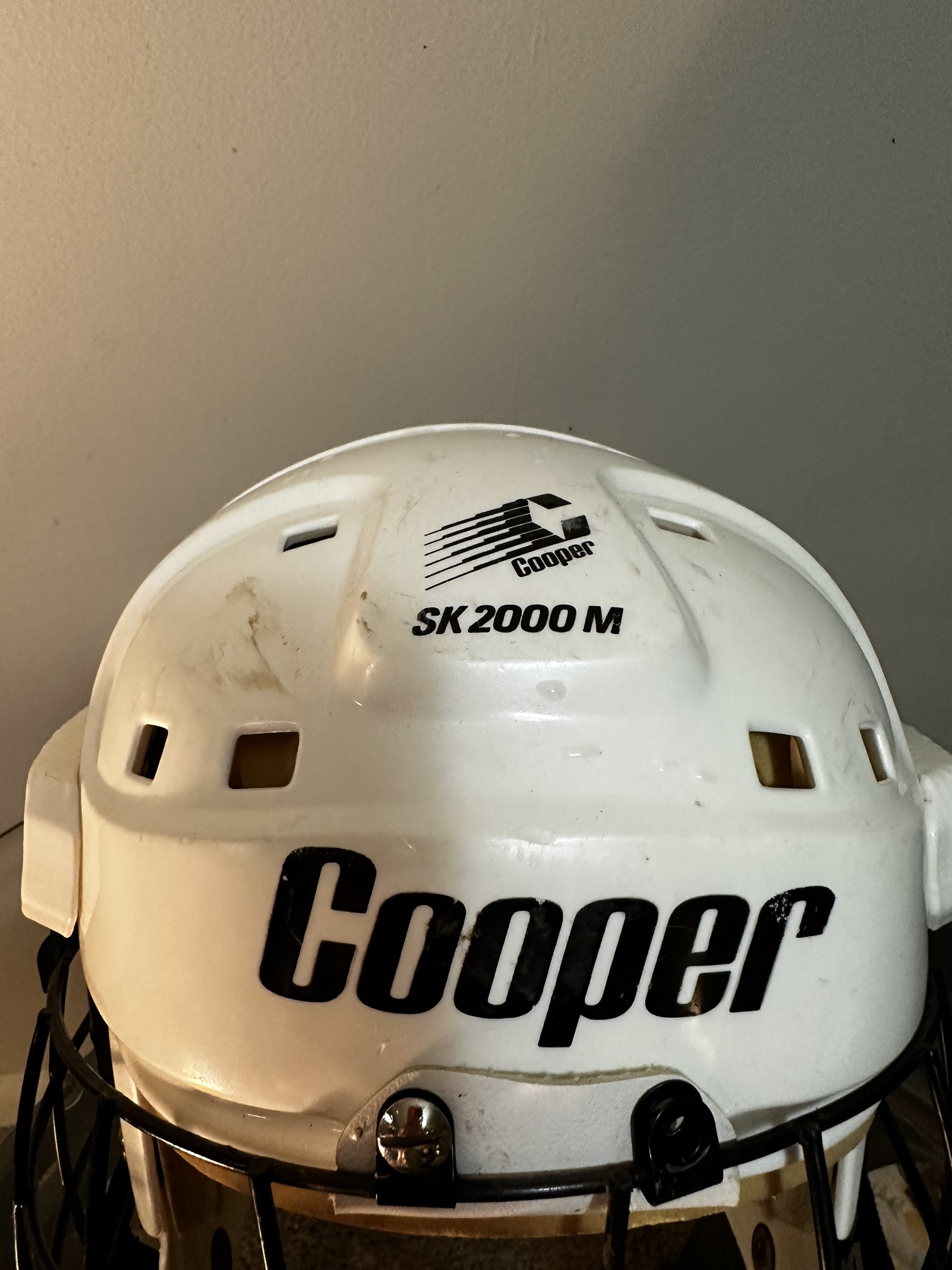 Used Medium SK2000 Helmet | SidelineSwap