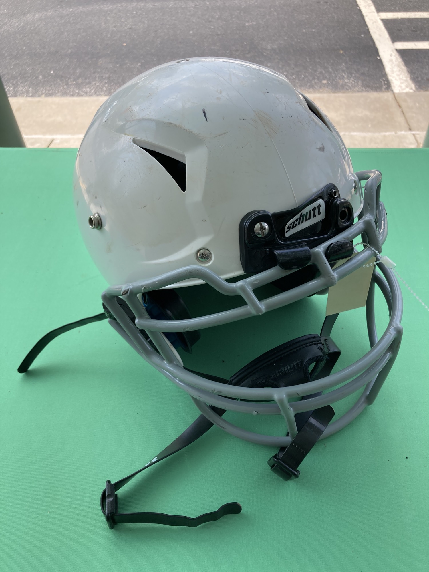 Used Medium Schutt Vengeance A11 Helmet | SidelineSwap