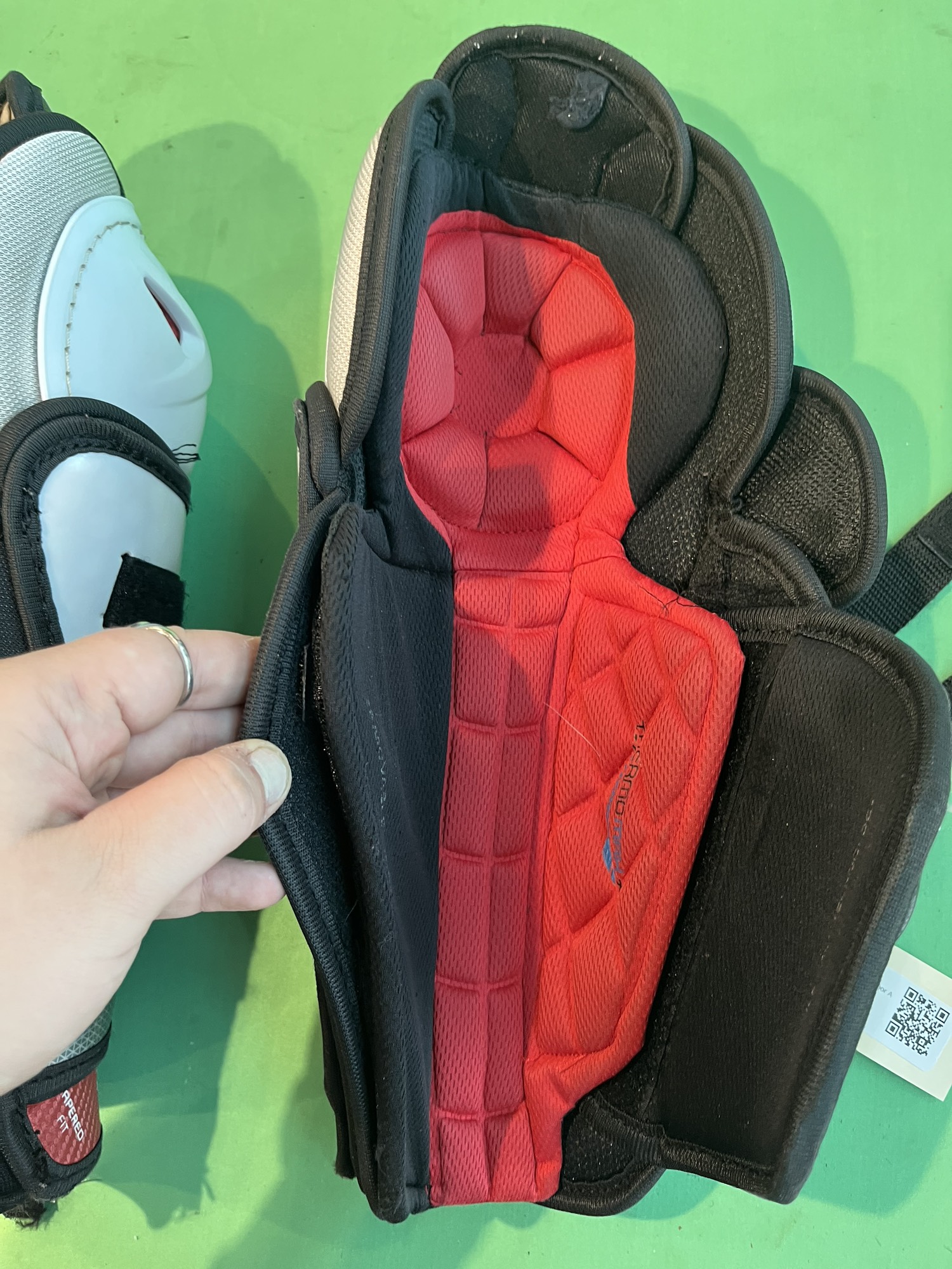 Used Bauer Vapor APX 12” Shin Pads | SidelineSwap