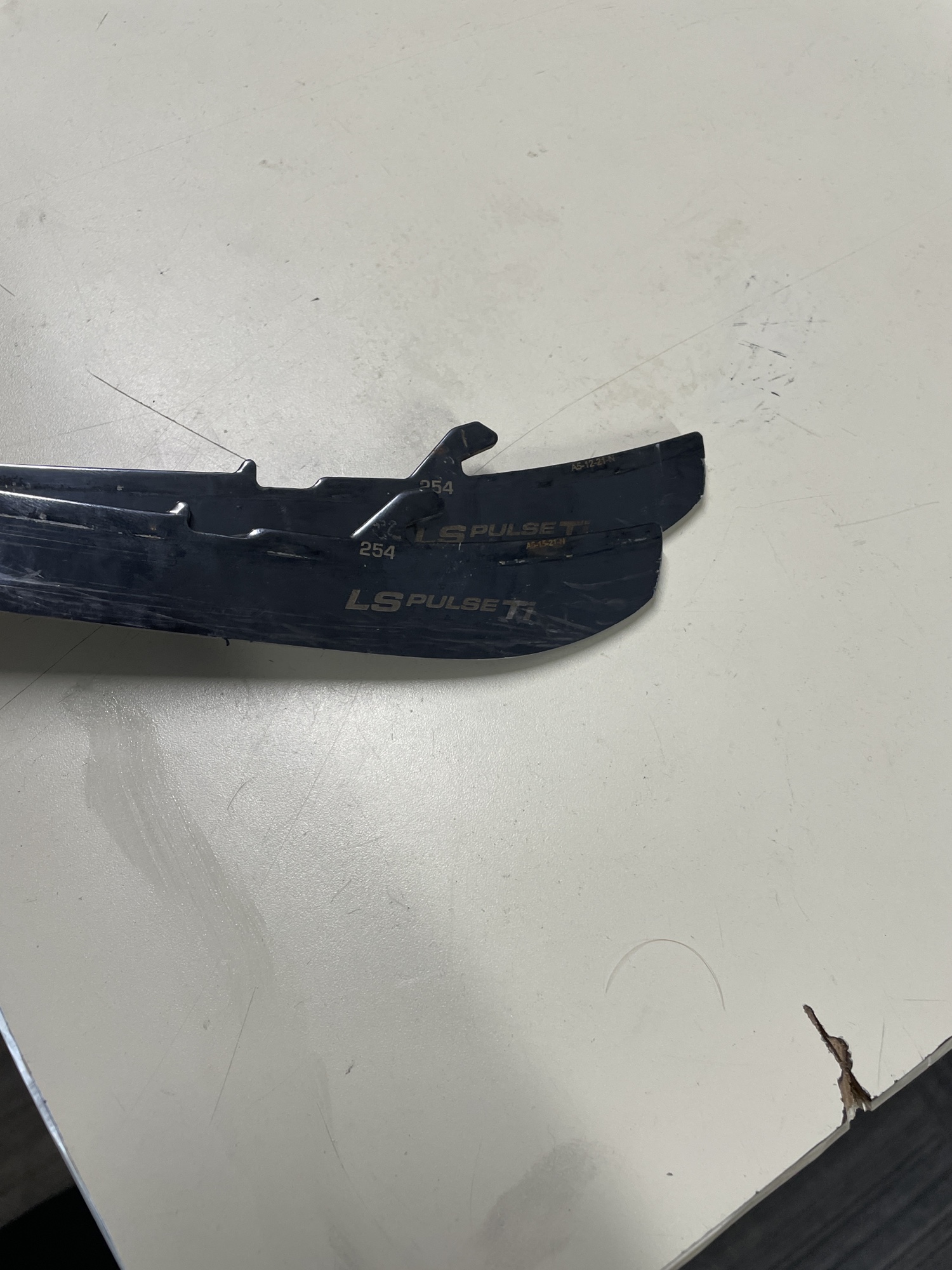 Used Tuuk LS Pulse TI Steel | Size 254mm | T9 | SidelineSwap