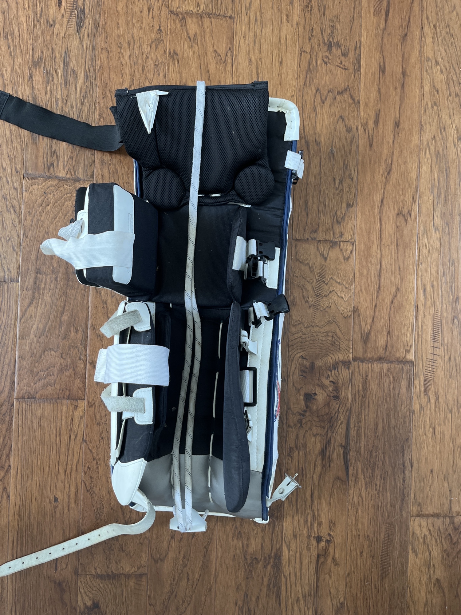 Brians legs pads | SidelineSwap