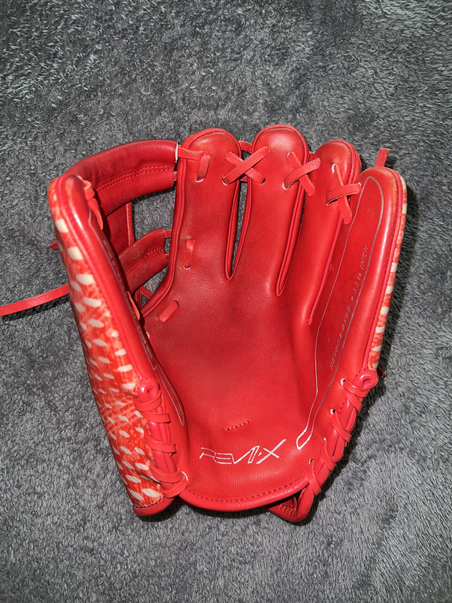 Used 2023 Infield 11.5" REV1X Baseball Glove | SidelineSwap