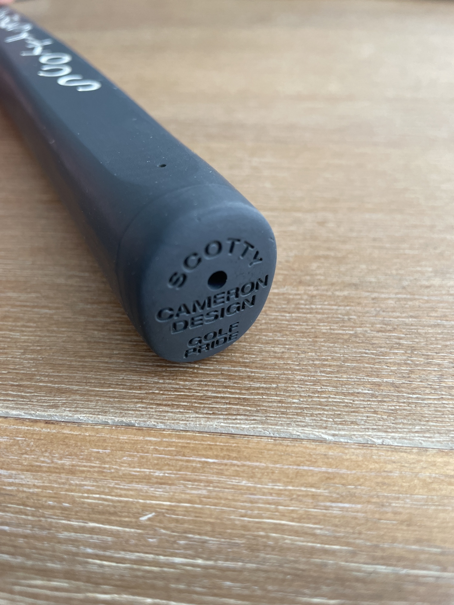 Scotty Cameron Gray Dancing Letters Pistolini Grip | SidelineSwap